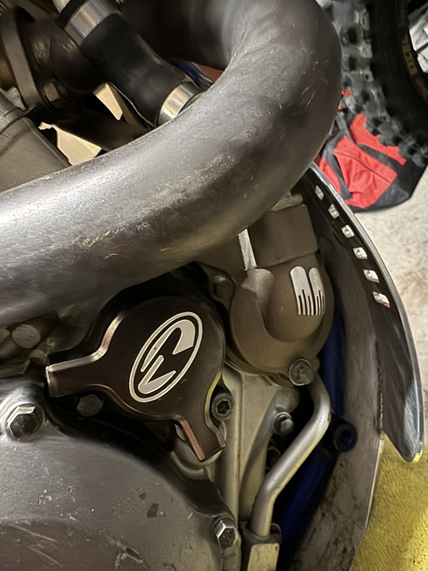 2004 Yamaha Yz450f Dirt Bike for Sale in Fountain Valley, CA - OfferUp