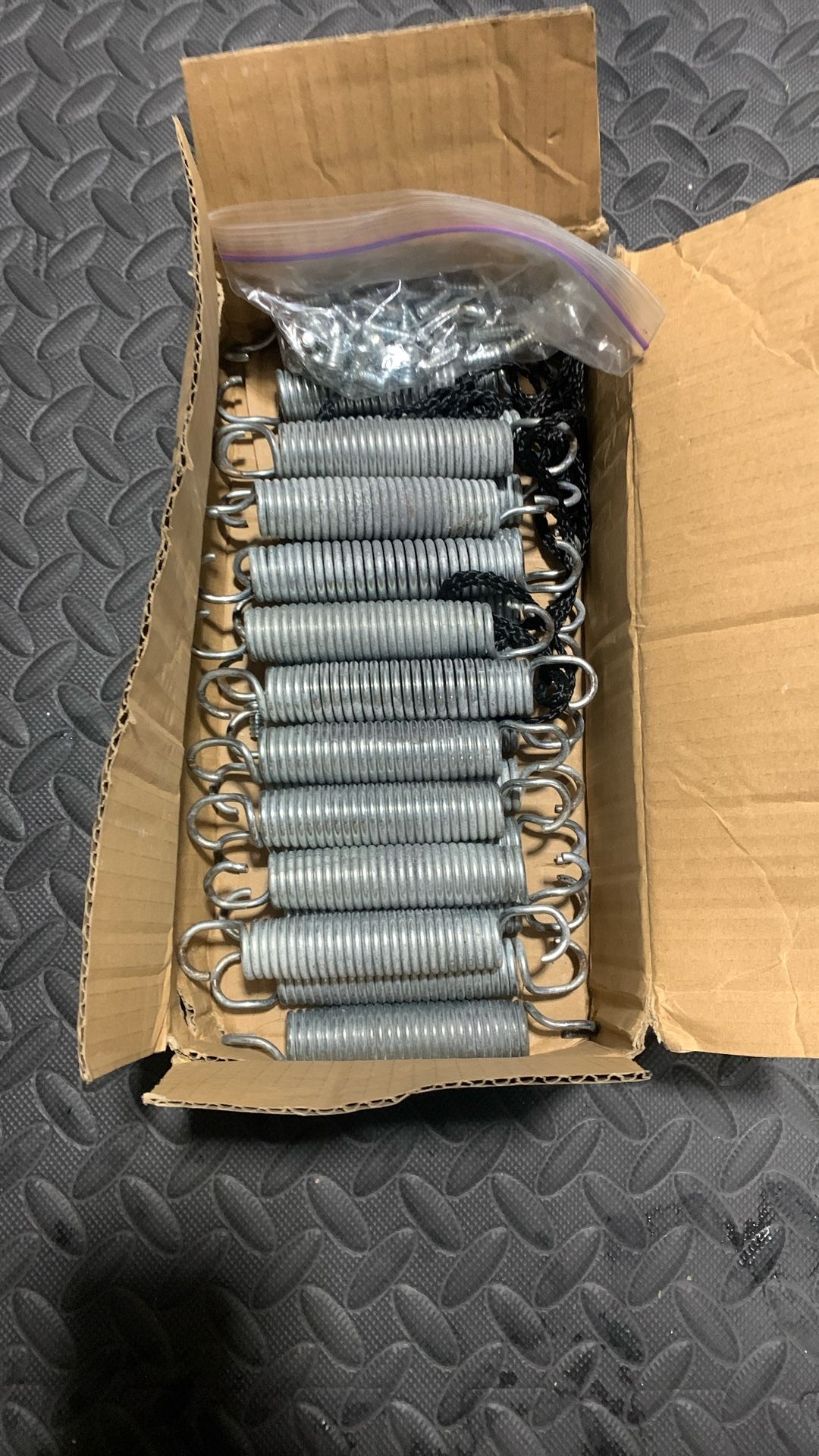 FREE 22 Four Inch Springs for Sale in Graham, WA - OfferUp
