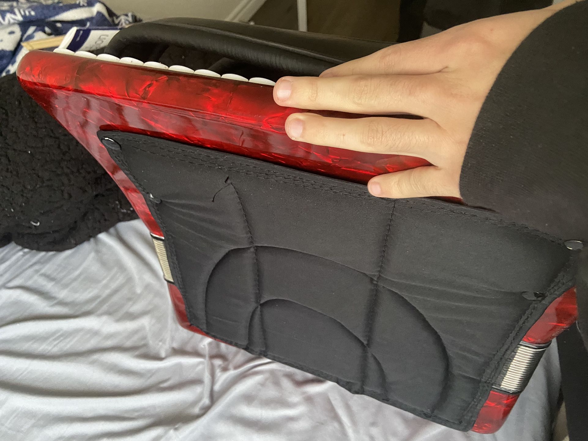 Carlos Robelli 72 key Piano Accordion for Sale in Las Vegas, NV - OfferUp