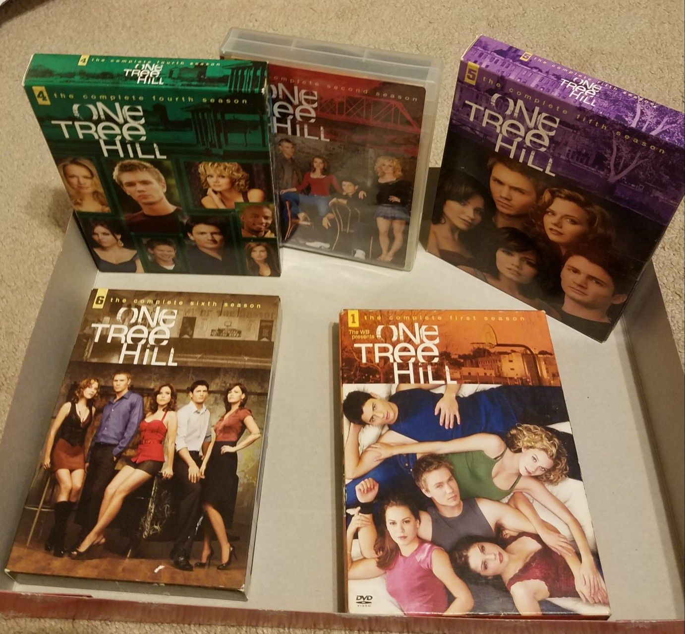 ONE TREE HILL DVD BOX SETS 1-2-4-5-6 for Sale in Fayetteville, NC - OfferUp
