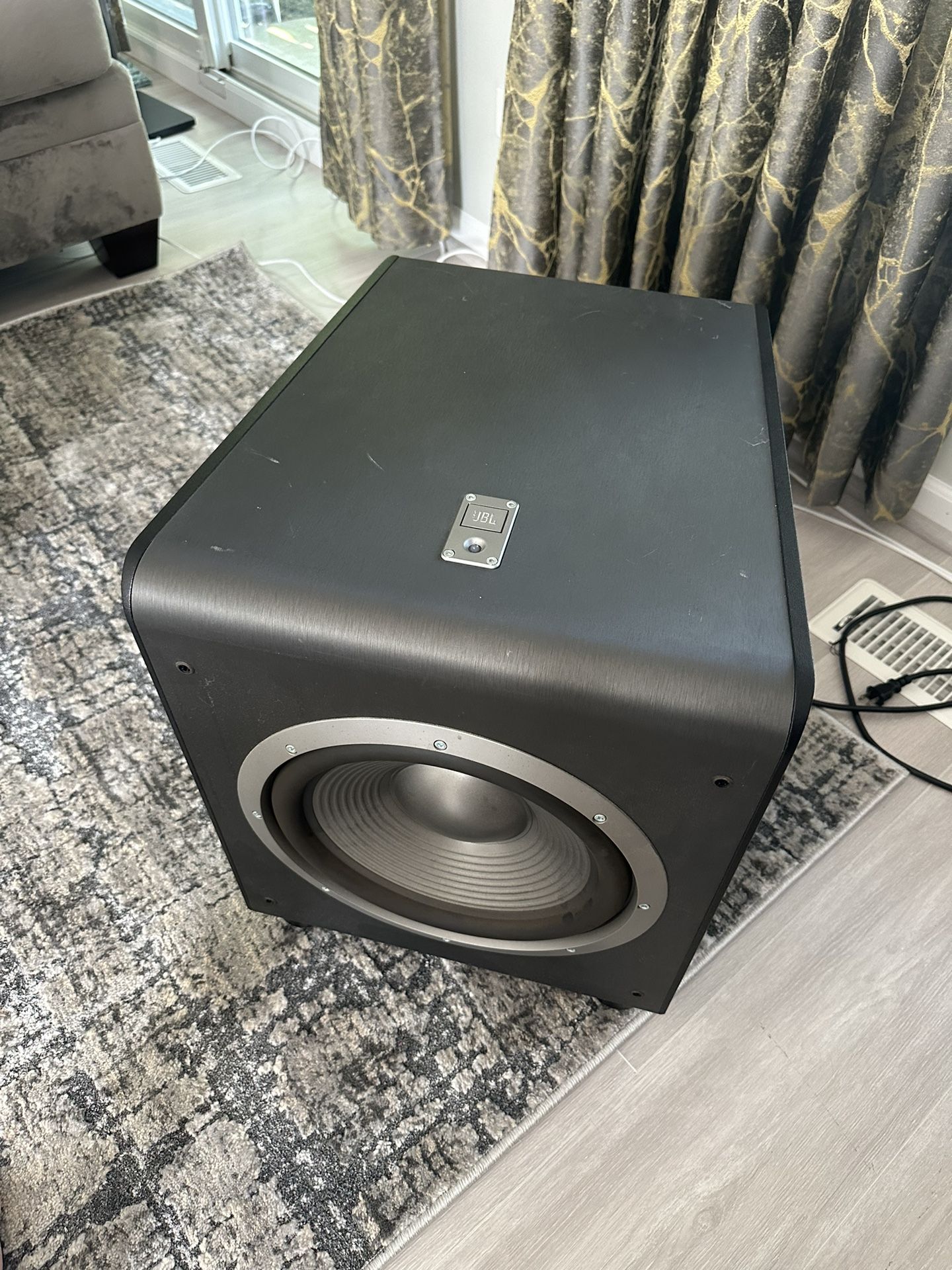 Jbl 12 inch subwoofer ES250P for Sale in Elk Grove Village, IL - OfferUp