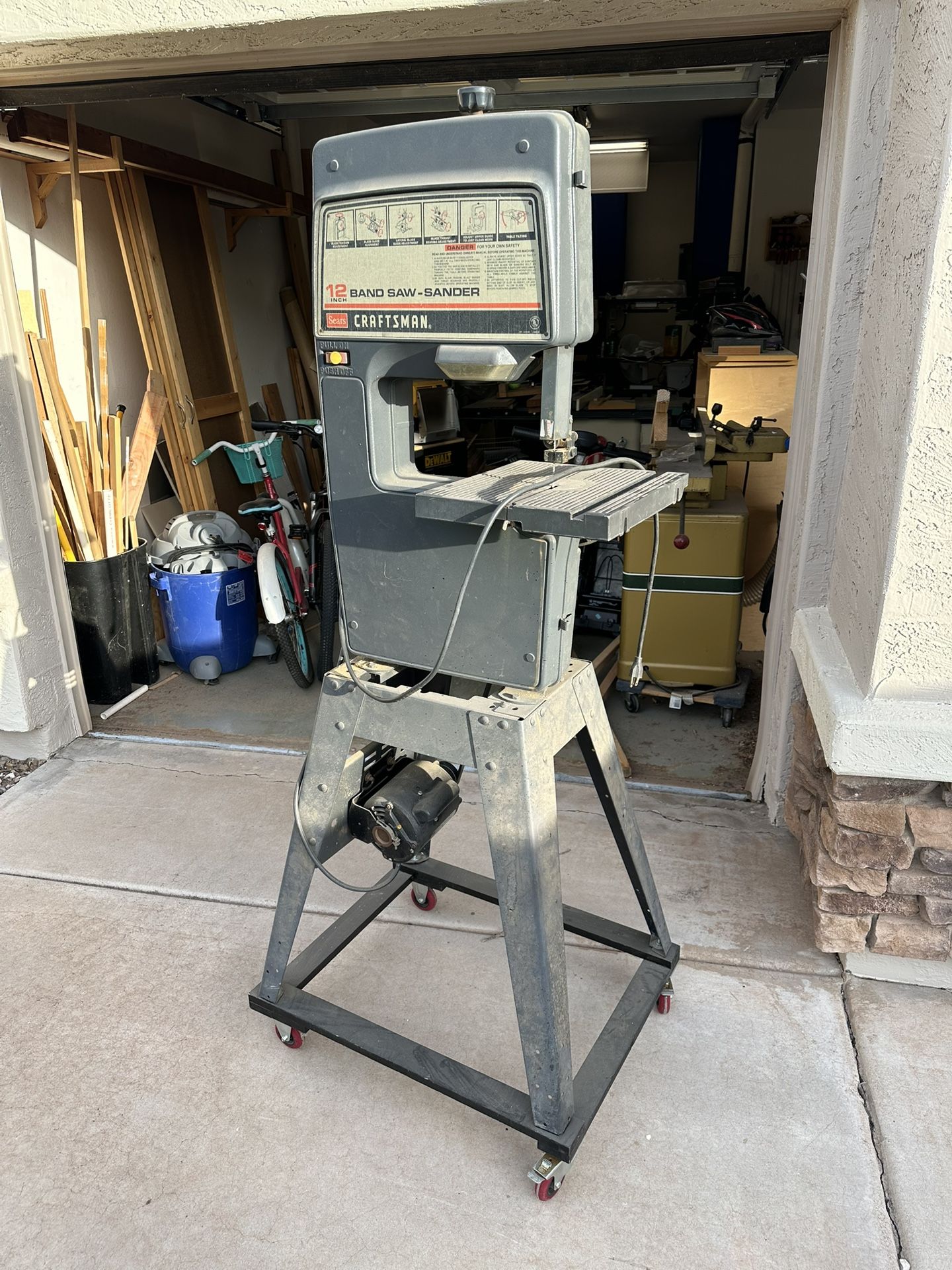 Craftsman 12” Bandsaw for Sale in Gilbert, AZ - OfferUp