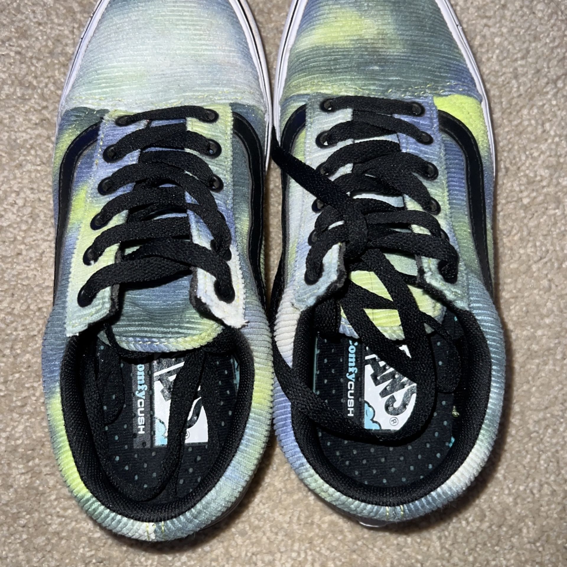 Womens Vans Size 7 for Sale in Olympia, WA - OfferUp