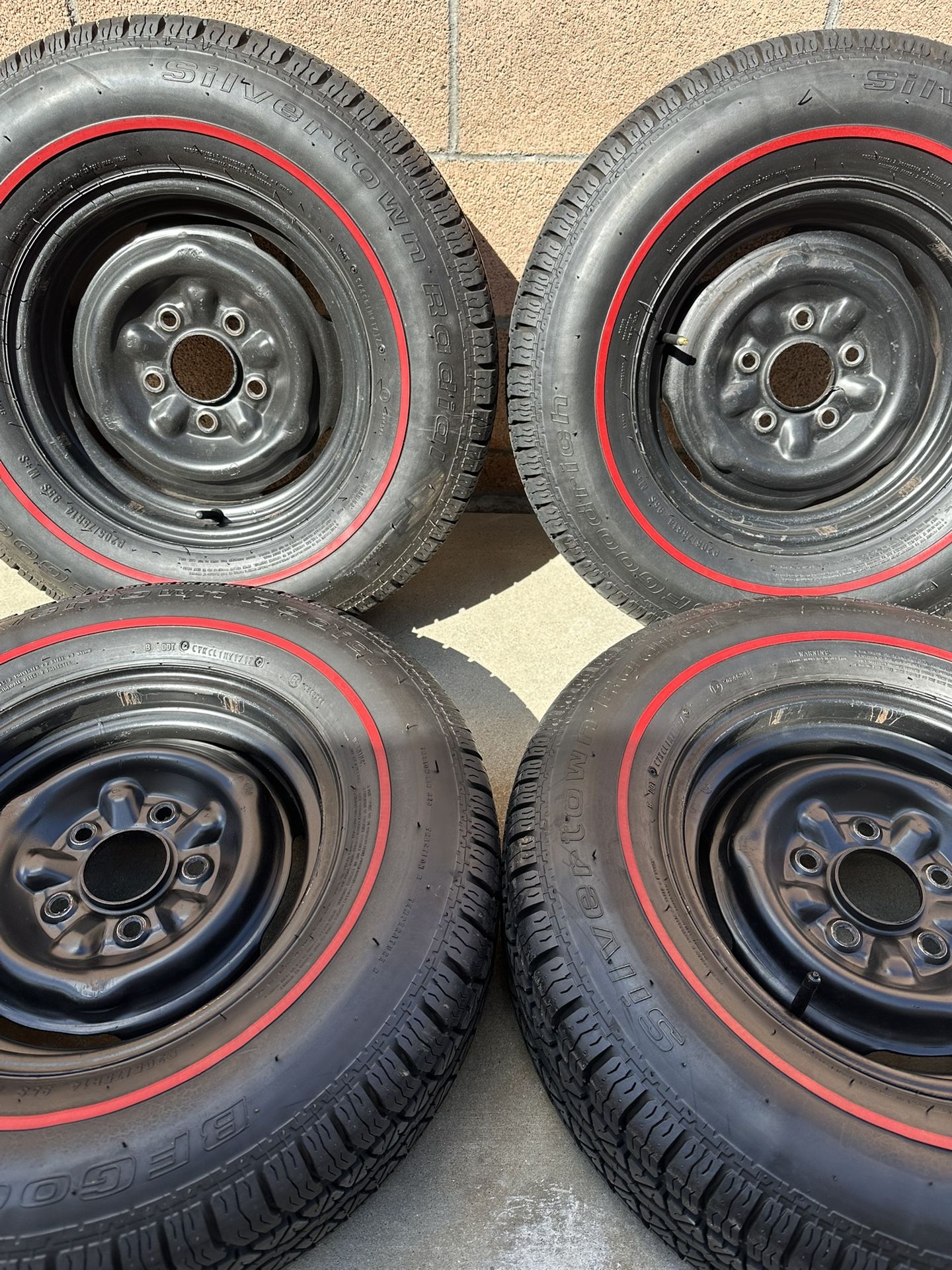 Redline Chevy impala Wheels for Sale in Montclair, CA - OfferUp