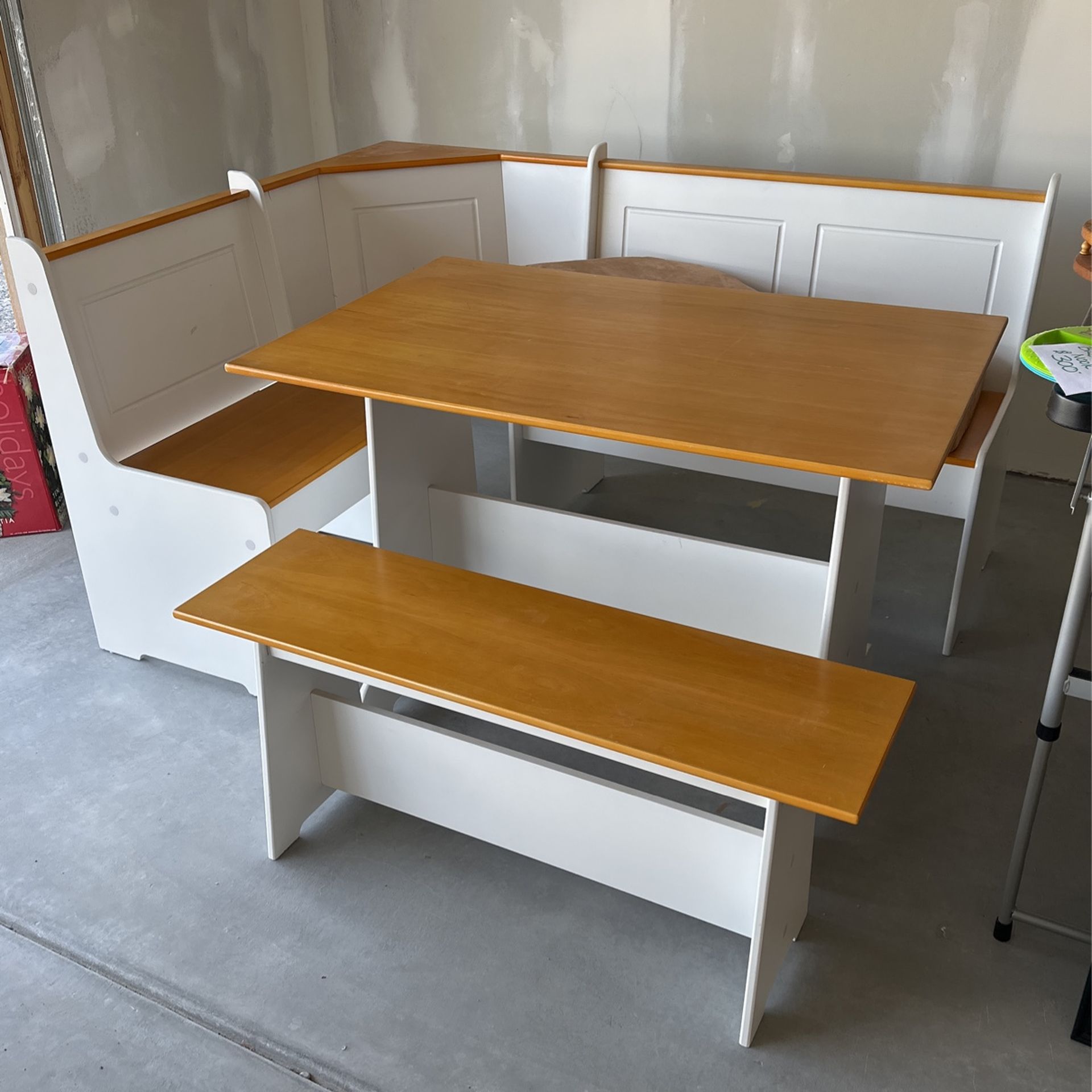 Breakfast Nook /Table Benches for Sale in Pahrump, NV - OfferUp