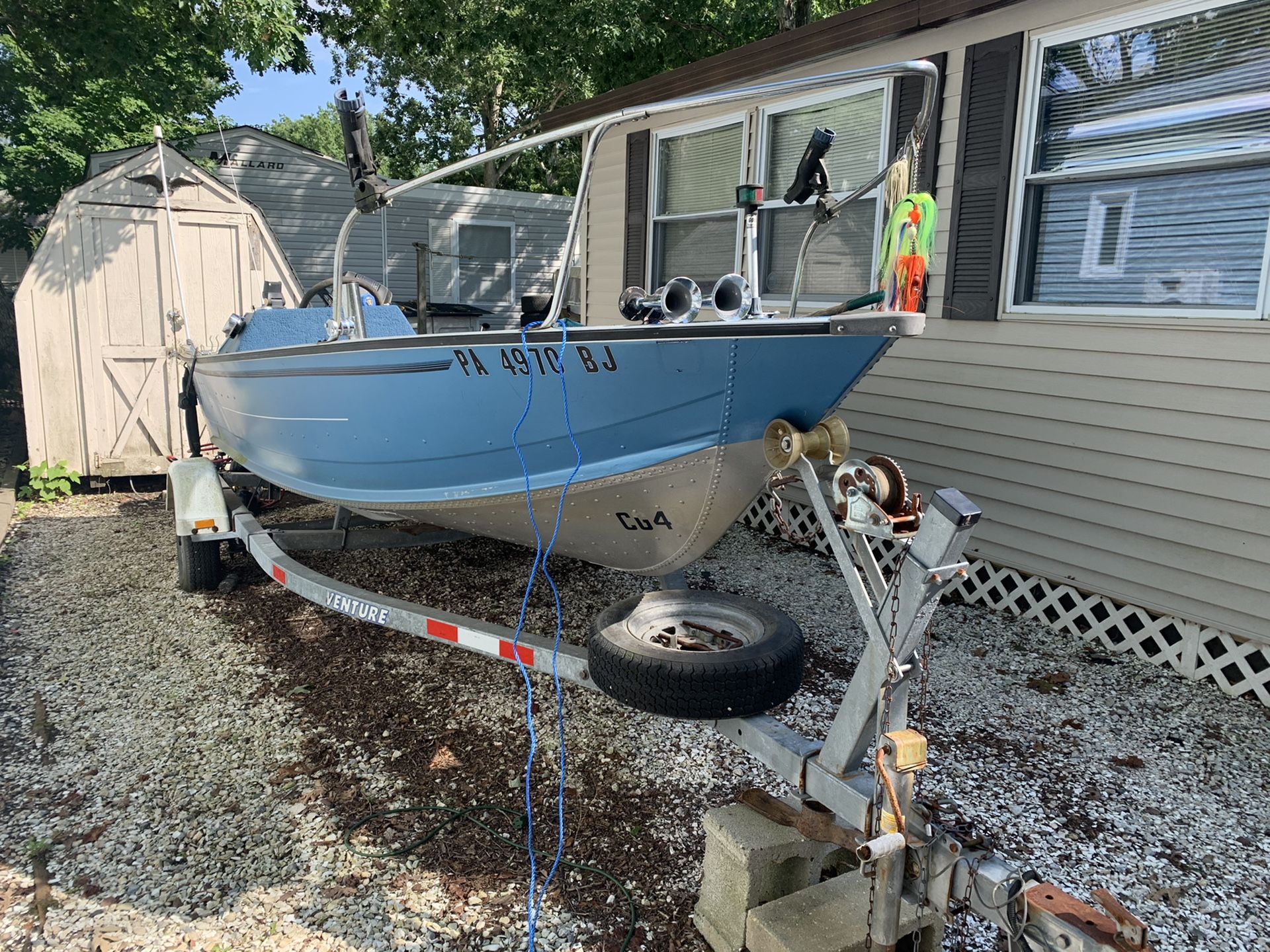 1990 “Spectrum 1603 “ (by Blue fin ) /Venture,20’ bunker trailer for ...