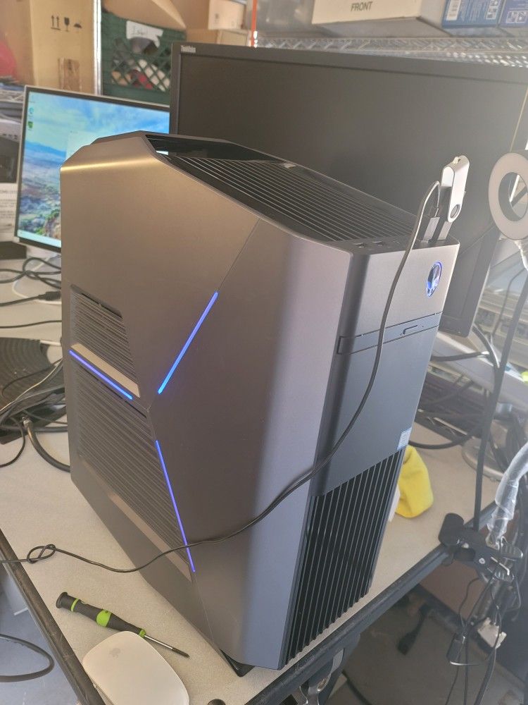 Alienware Aura R5 Gaming Pc for Sale in Tolleson, AZ - OfferUp