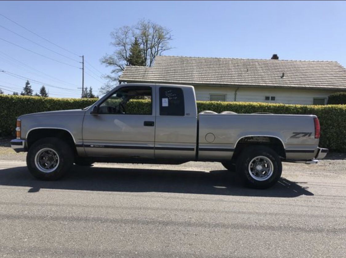 98 Chevy 1500 Z71 97k for Sale in Tacoma, WA - OfferUp
