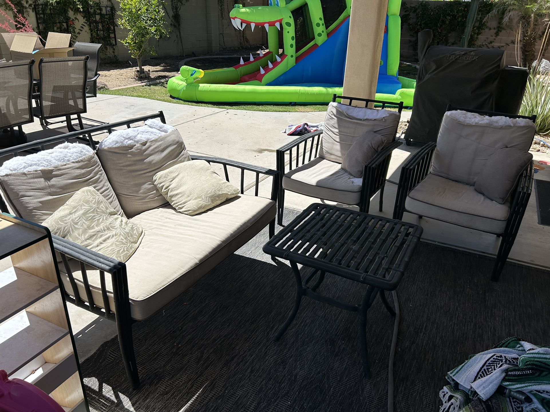 Patio Set for Sale in Goodyear, AZ - OfferUp