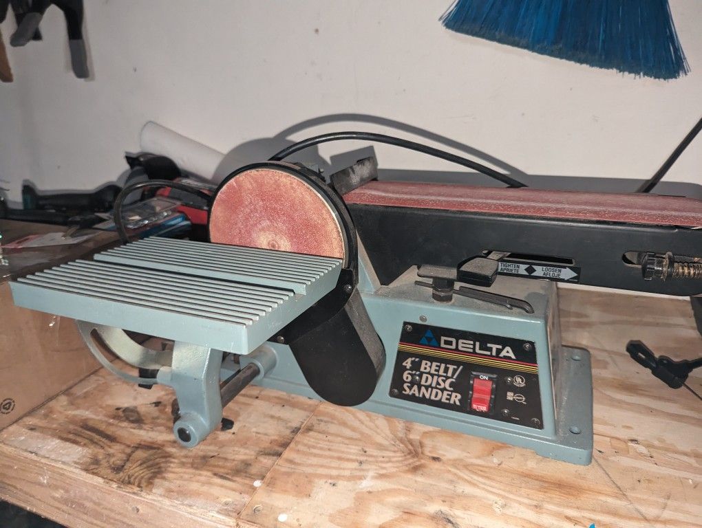 Delta 4" Belt / 6" Disc Sander for Sale in Chandler, AZ - OfferUp
