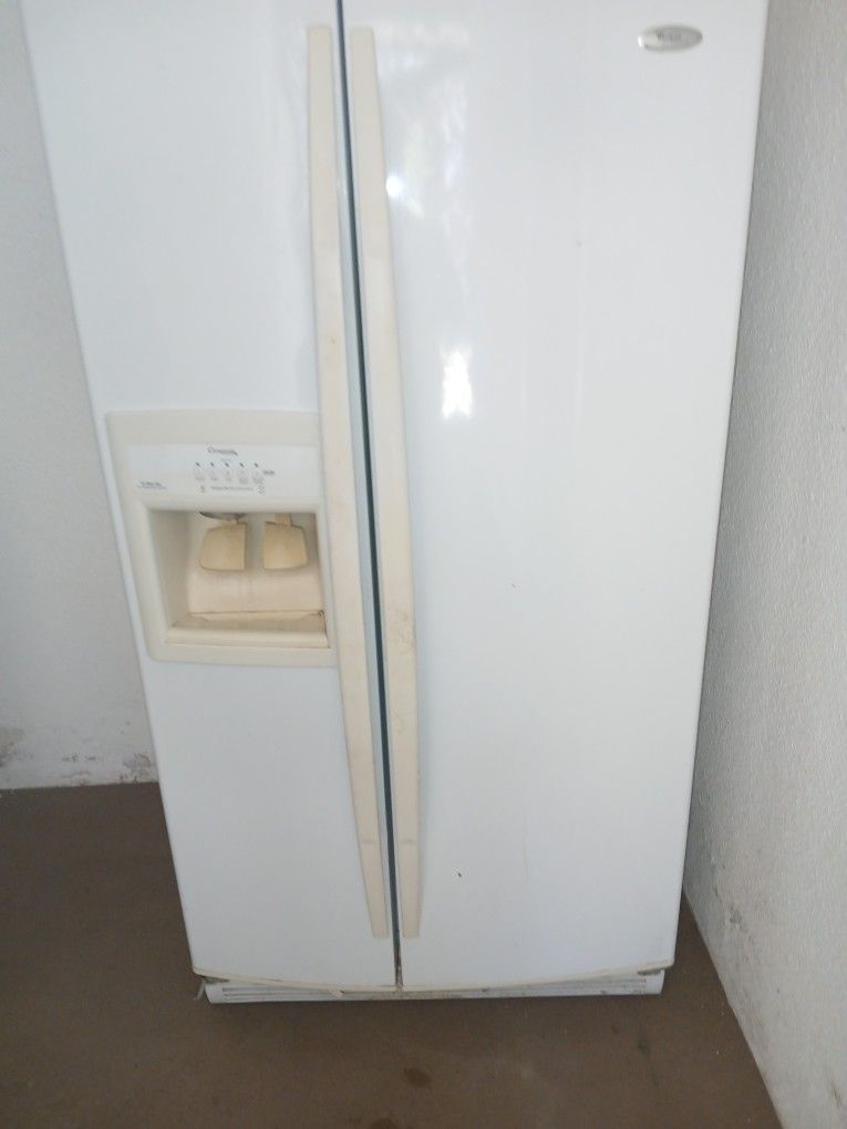 Refrigerator/ Freezer-used for Sale in Fresno, CA - OfferUp