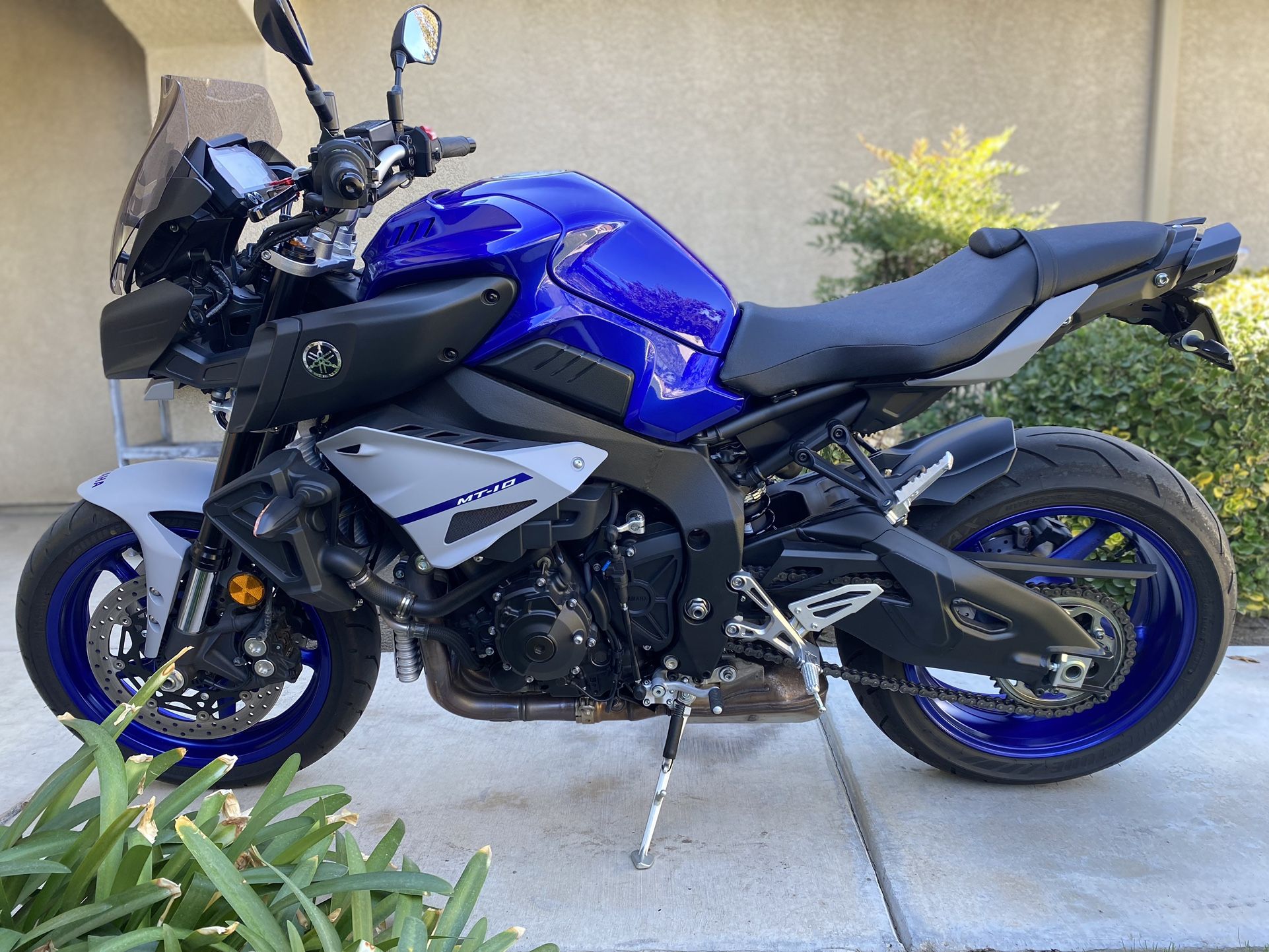 2021 Yamaha MT10 for Sale in Bakersfield, California - OfferUp