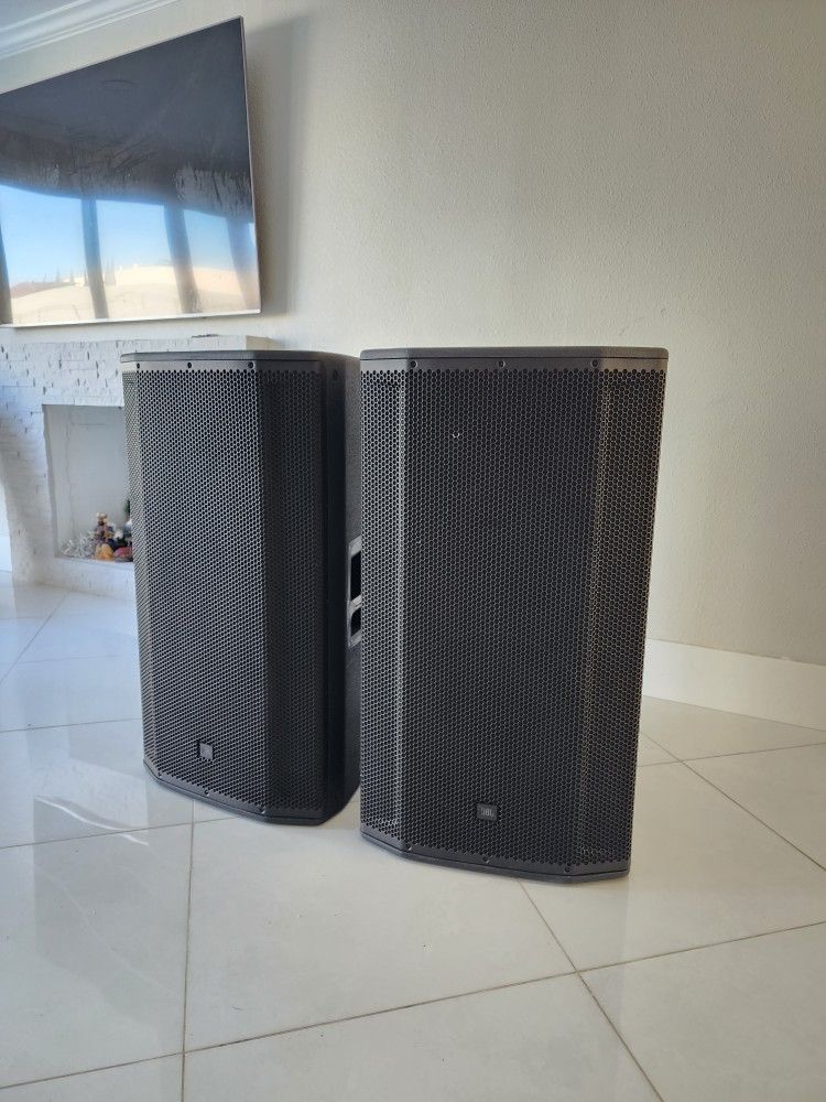 Jbl srx835p (Pair) 3 way powered professional speakers for Sale in ...