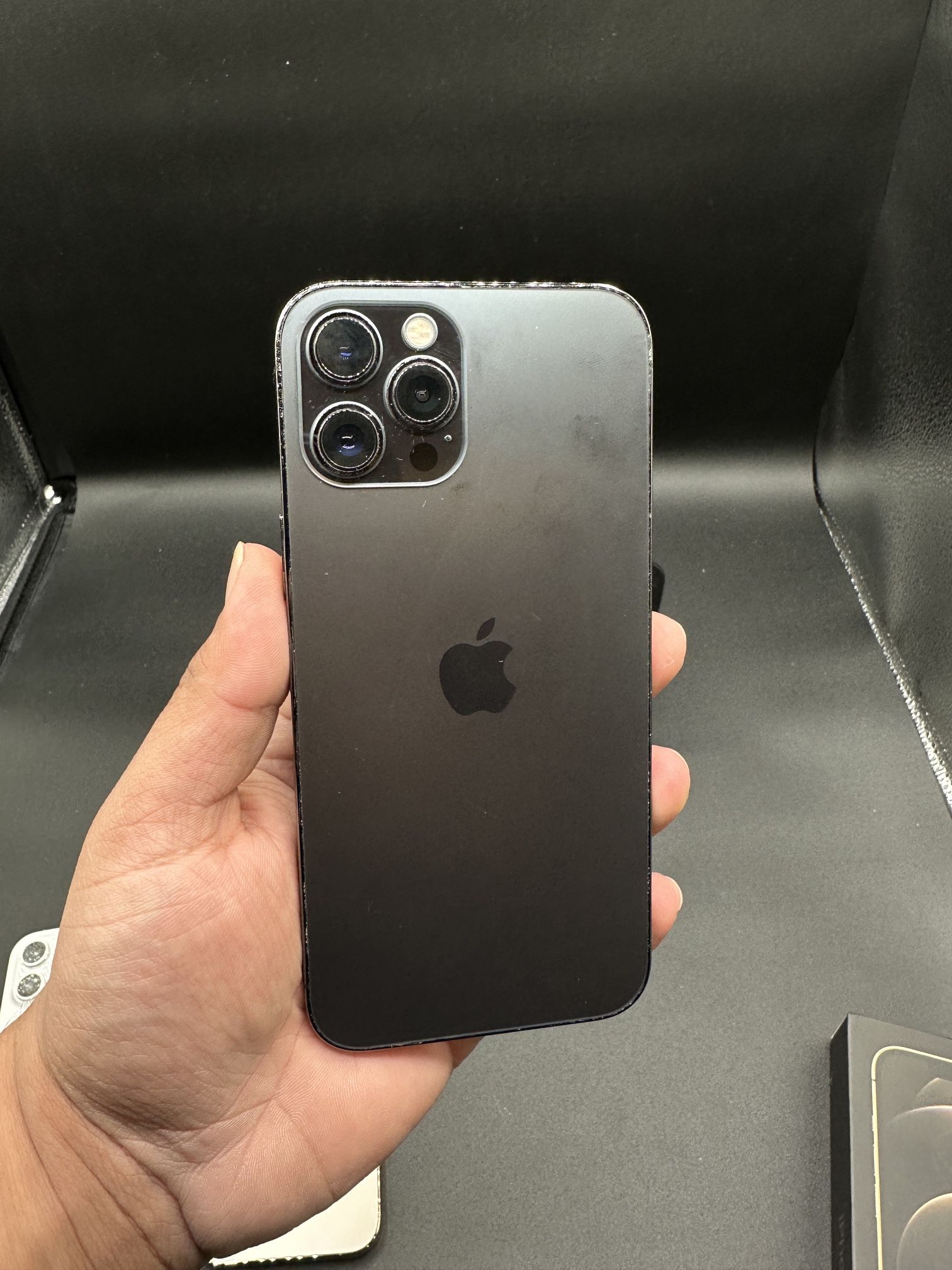 Apple Iphone Pro Max 128gb Factory Unlock for Sale in Queens, NY - OfferUp