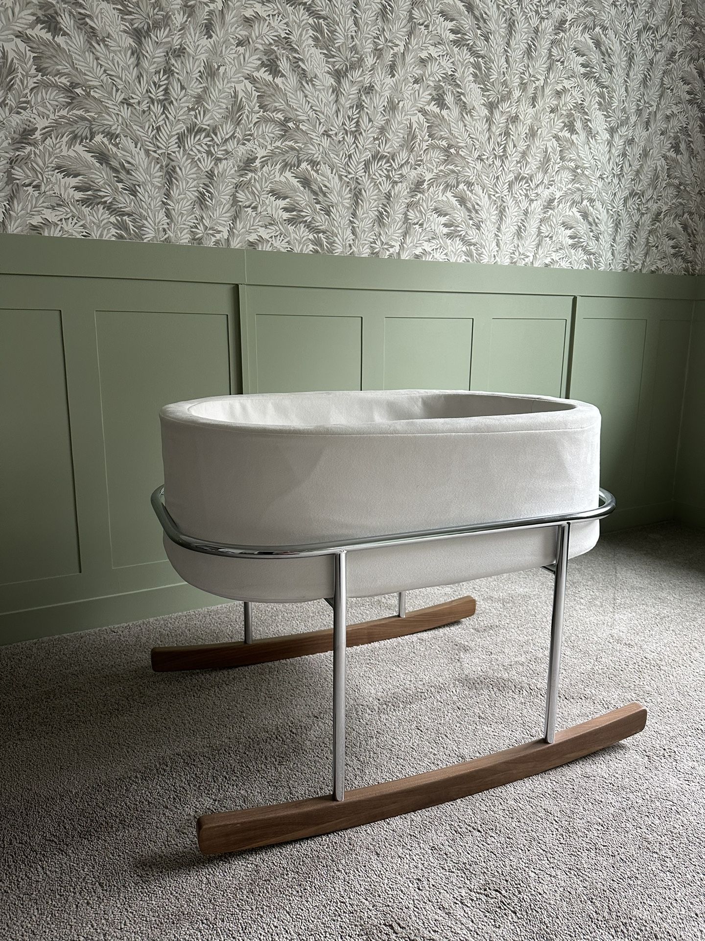 Monte Design Rockwell Bassinet for Sale in Tigard, OR - OfferUp