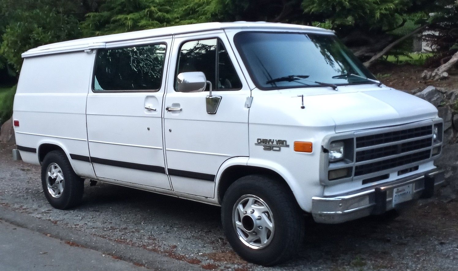 1995 Chev G30 Full Size Van! *Clean!* for Sale in Everett, WA - OfferUp