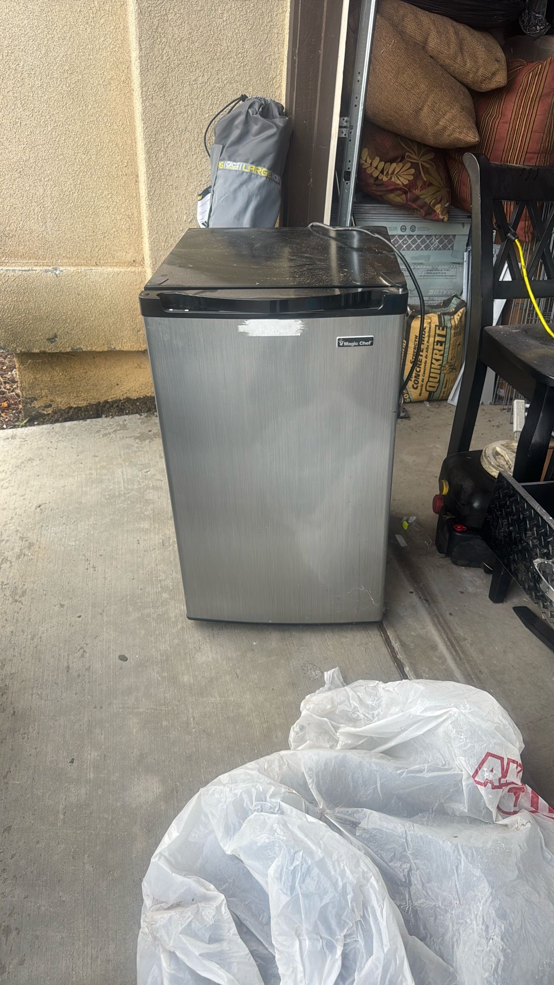 Free Mini Fridge for Sale in Winchester, CA - OfferUp