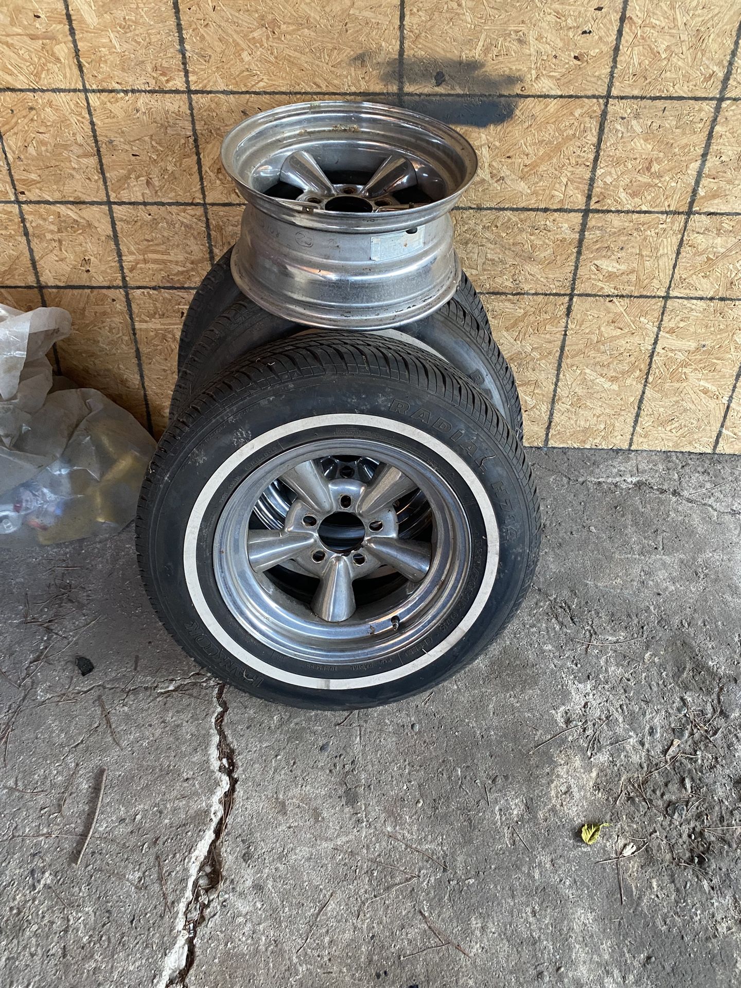 Astro Supreme Wheels for Sale in Long Beach, CA - OfferUp