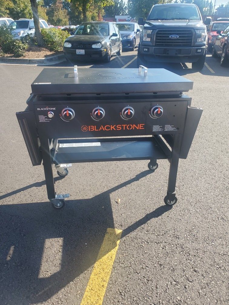 36' Blackstone Griddle for Sale in Kent, WA - OfferUp