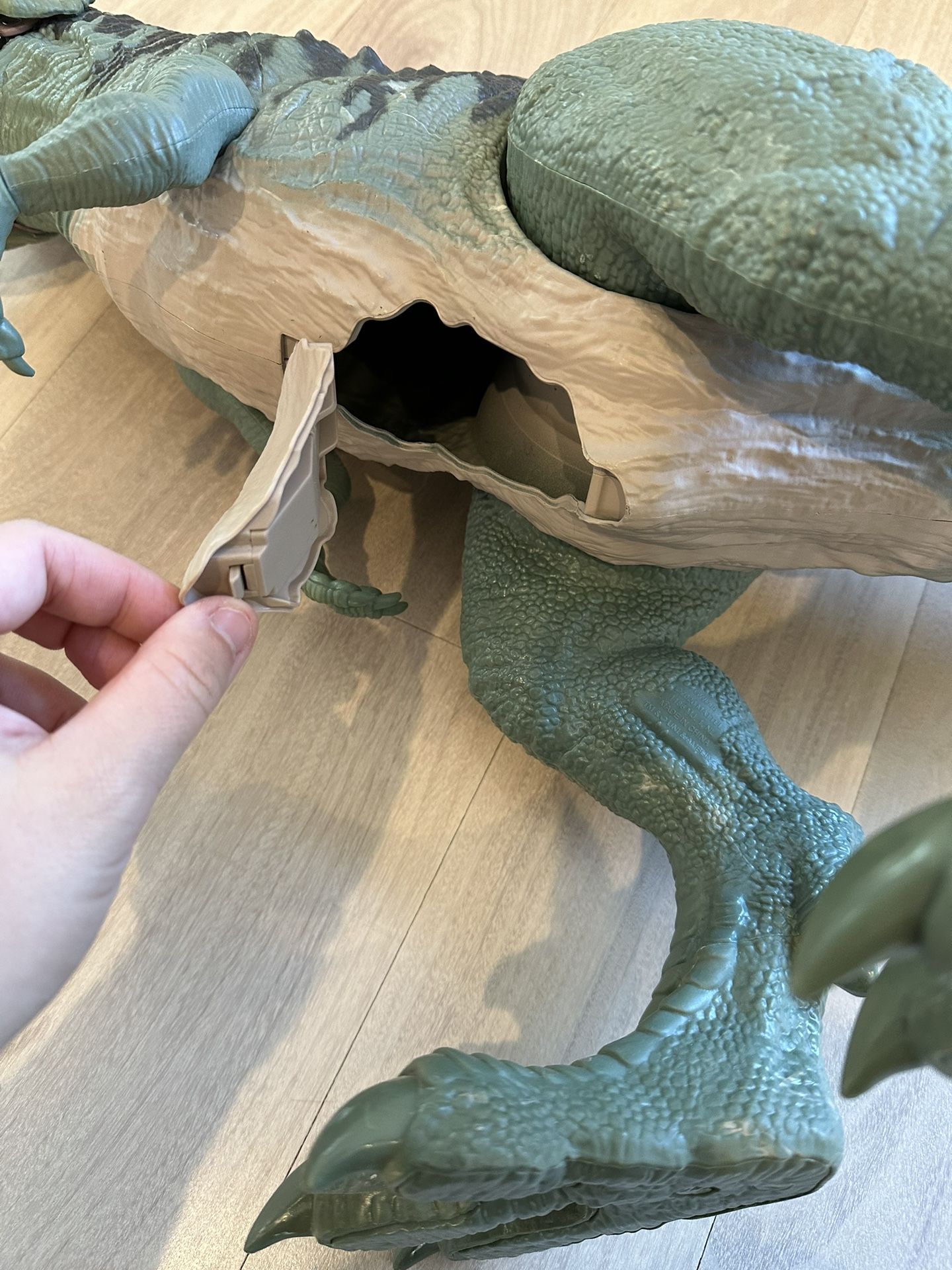 Mattel Jurassic World Toys Super Colossal Giganotosaurus Dinosaur ...