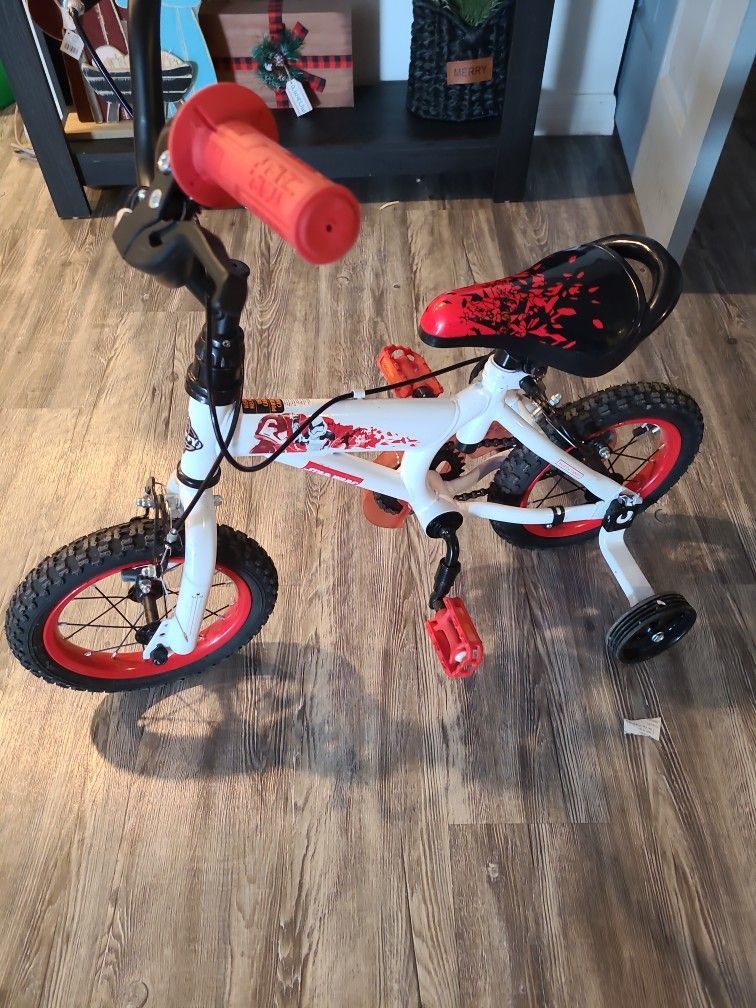 12in Star Wars Stormtrooper Boys Bike by Huffy, Quick Connect for Sale ...