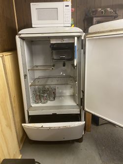 Antique GE Refrigerator for Sale in Hampton VA OfferUp