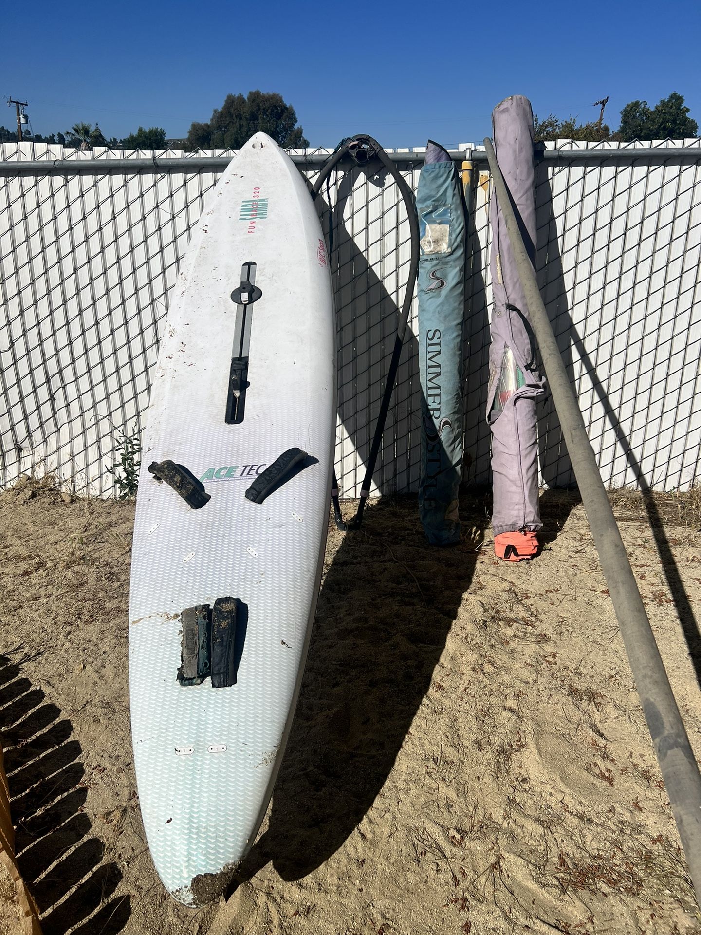 Bic Fun Race Samba 320 Windsurfer for Sale in Thousand Oaks, CA - OfferUp