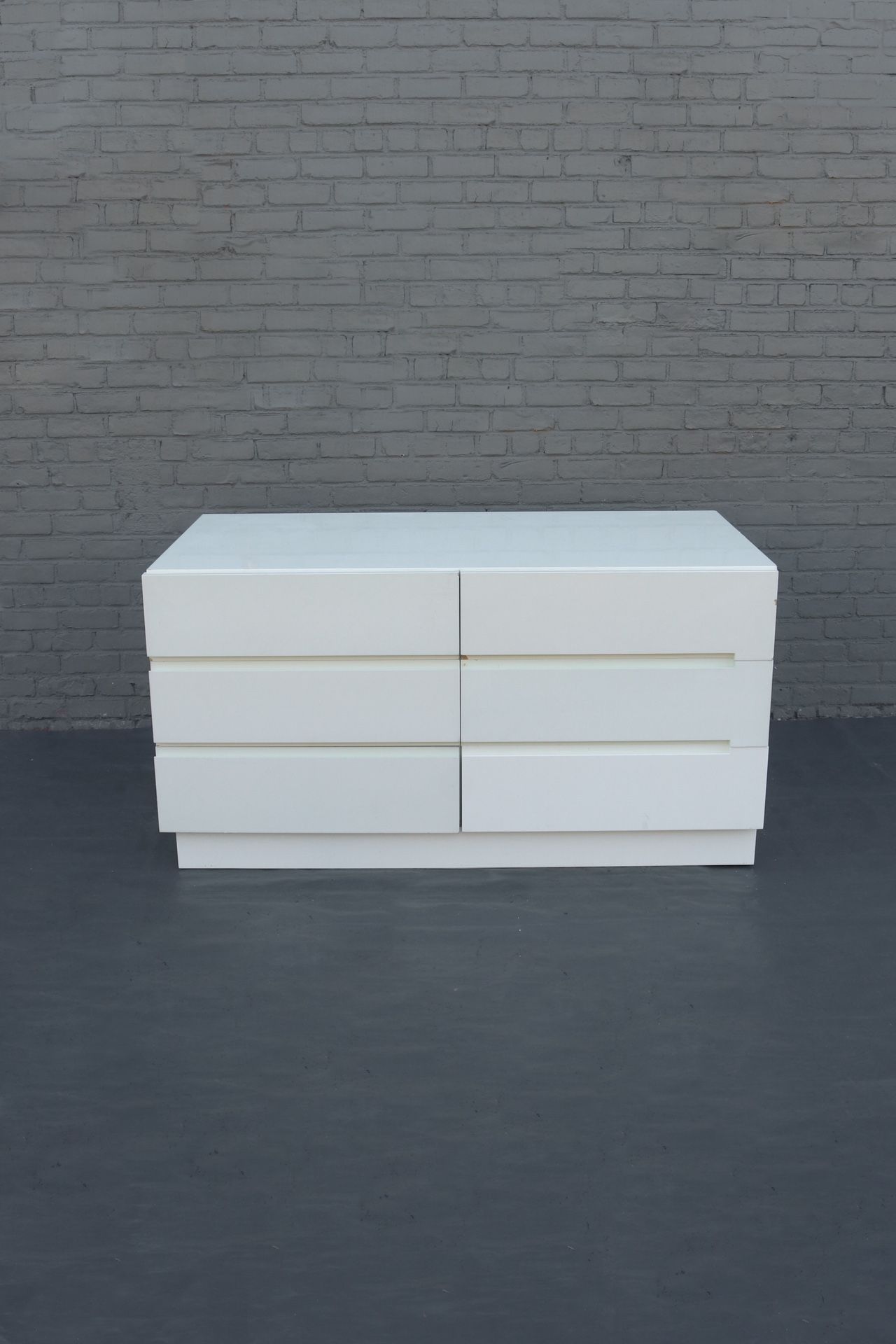 Ig @360lifestylee / Custom White 6 Drawers Dresser (READ DESCRIPTION ...
