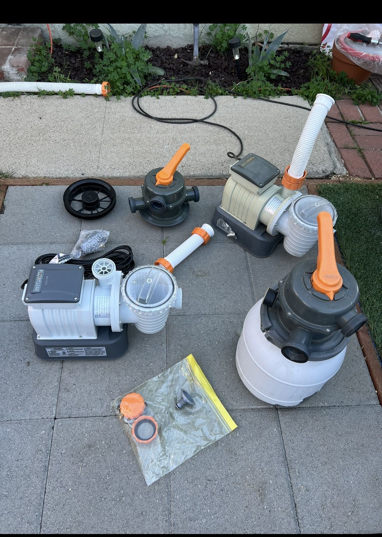 Bestway Flowclear 1500 Gallon Sand Filter Pool Pump For Above Ground ...