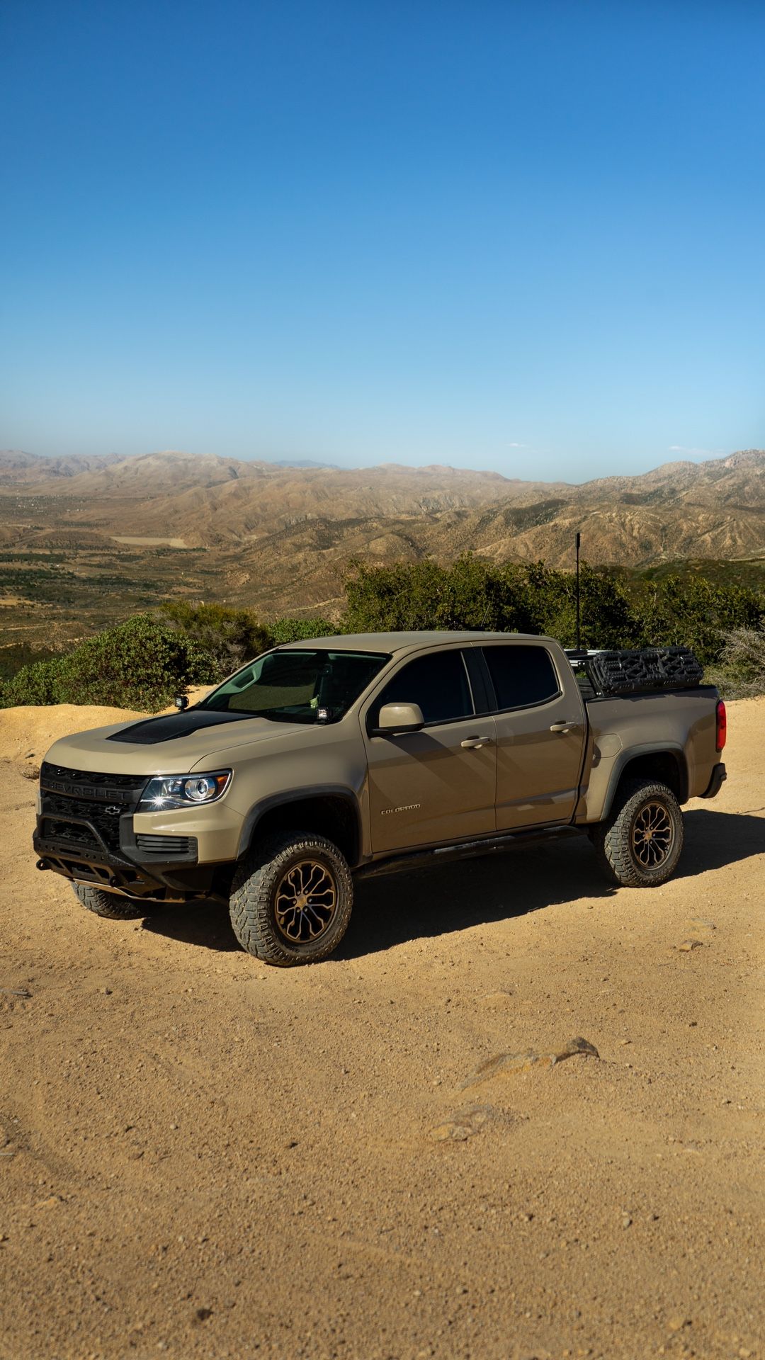 Chevy Colorado Overland Bed Rack for Sale in Downey, CA - OfferUp