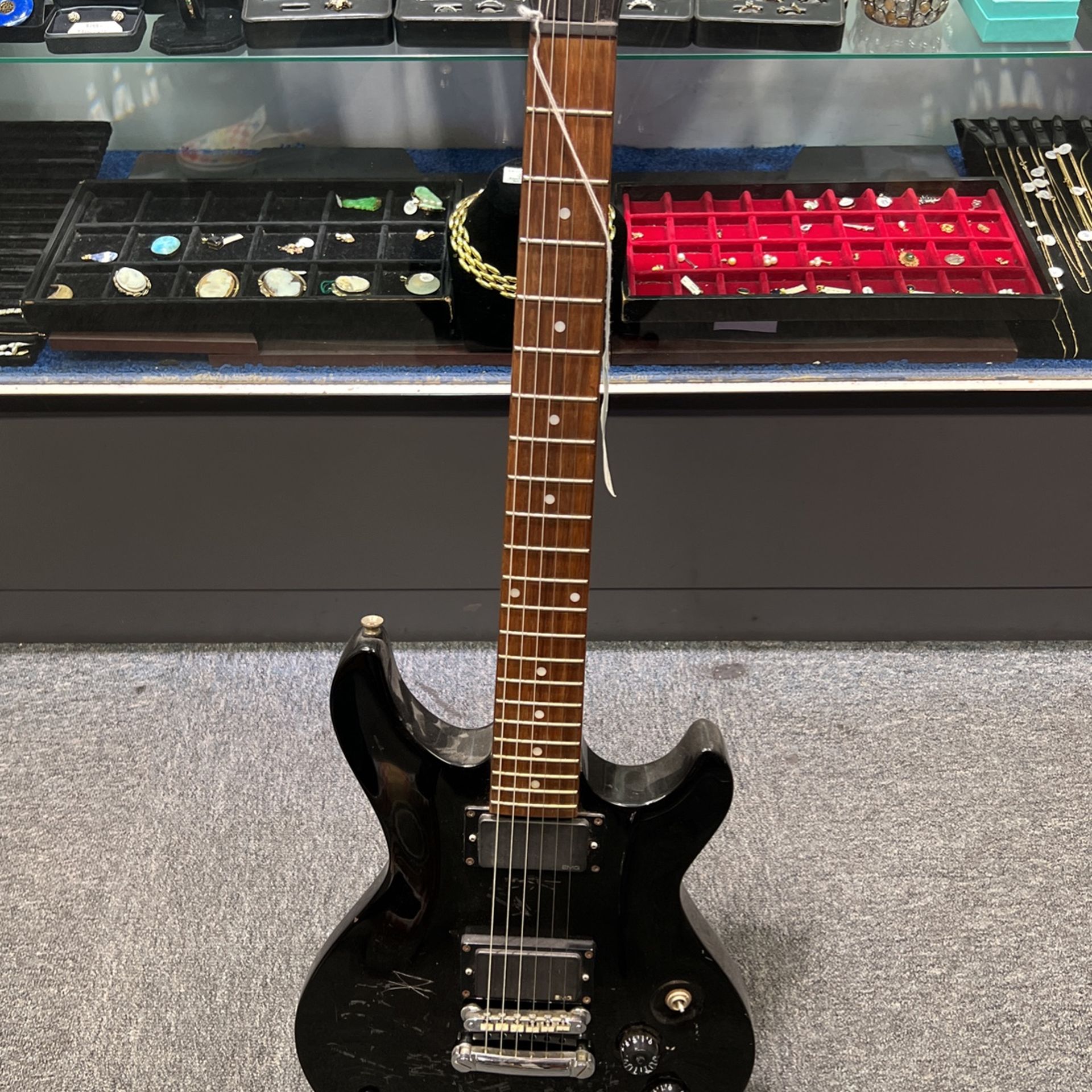Cort M200 Electric Guitar for Sale in Santa Ana, CA - OfferUp