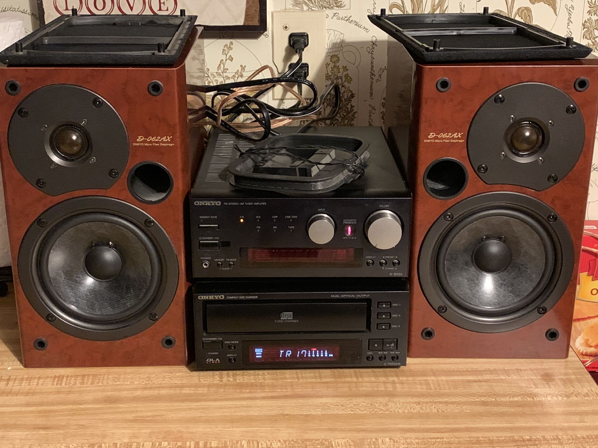 Rare Black Onkyo R-805X Stereo receiver Amplifier And C-707CHX 3 Disc ...