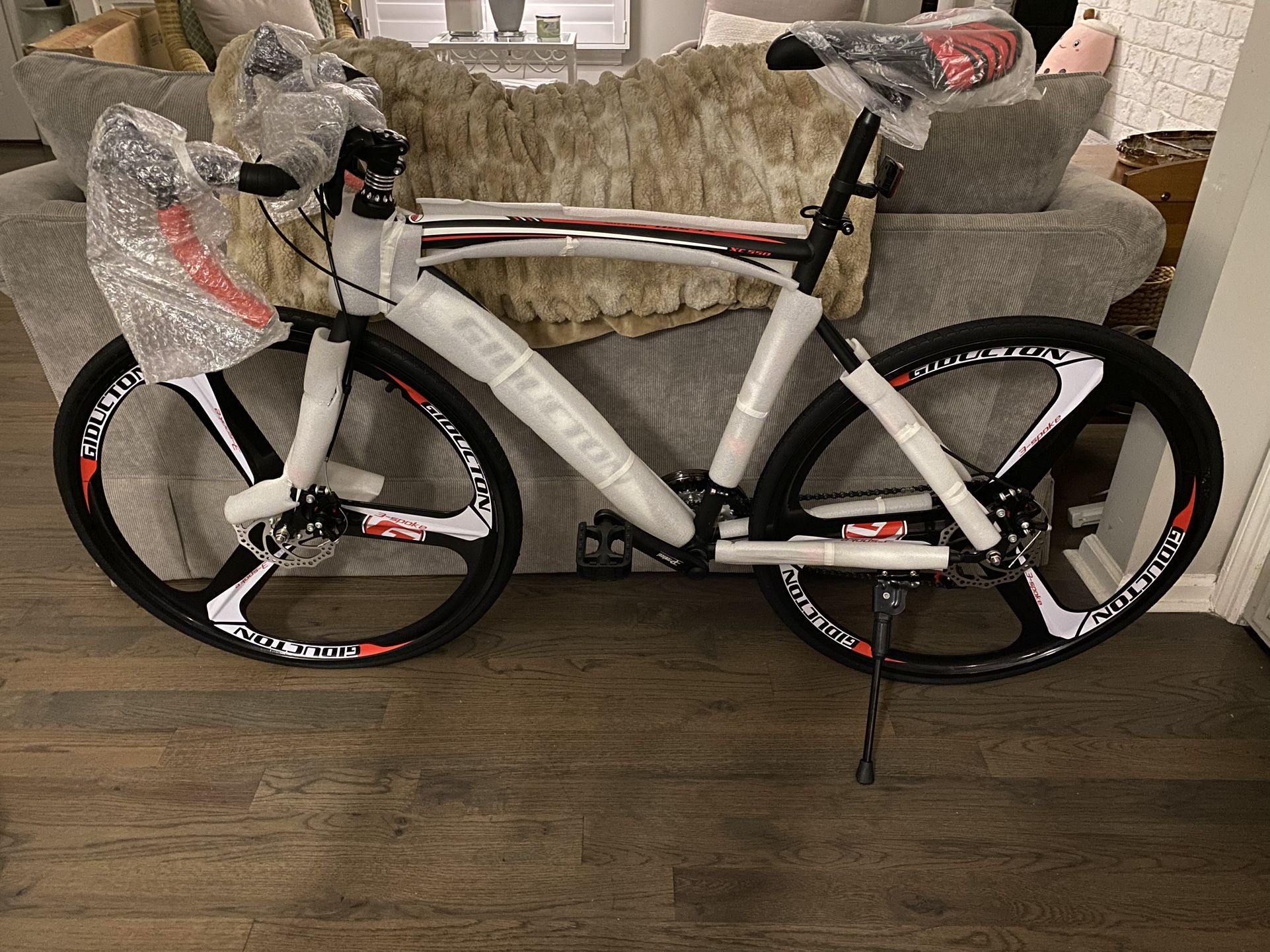 Euro style Road Bike for Sale in Charlotte, NC - OfferUp