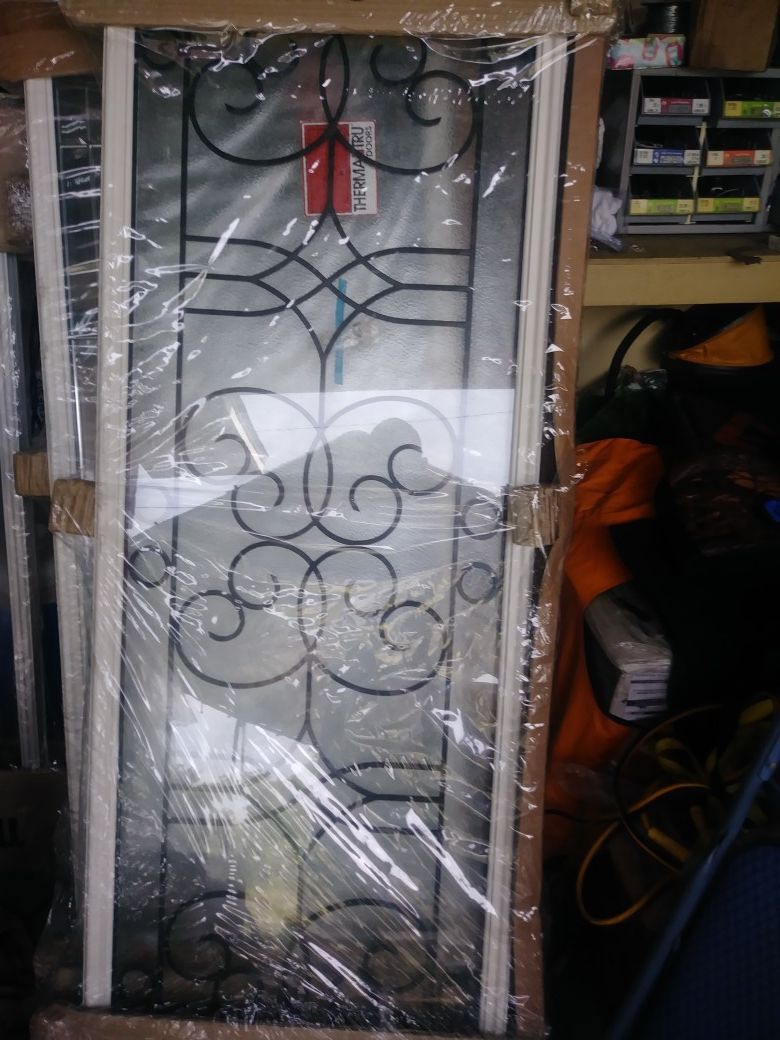 22x64. Salinas Door glass insert for Sale in Tavares, FL - OfferUp