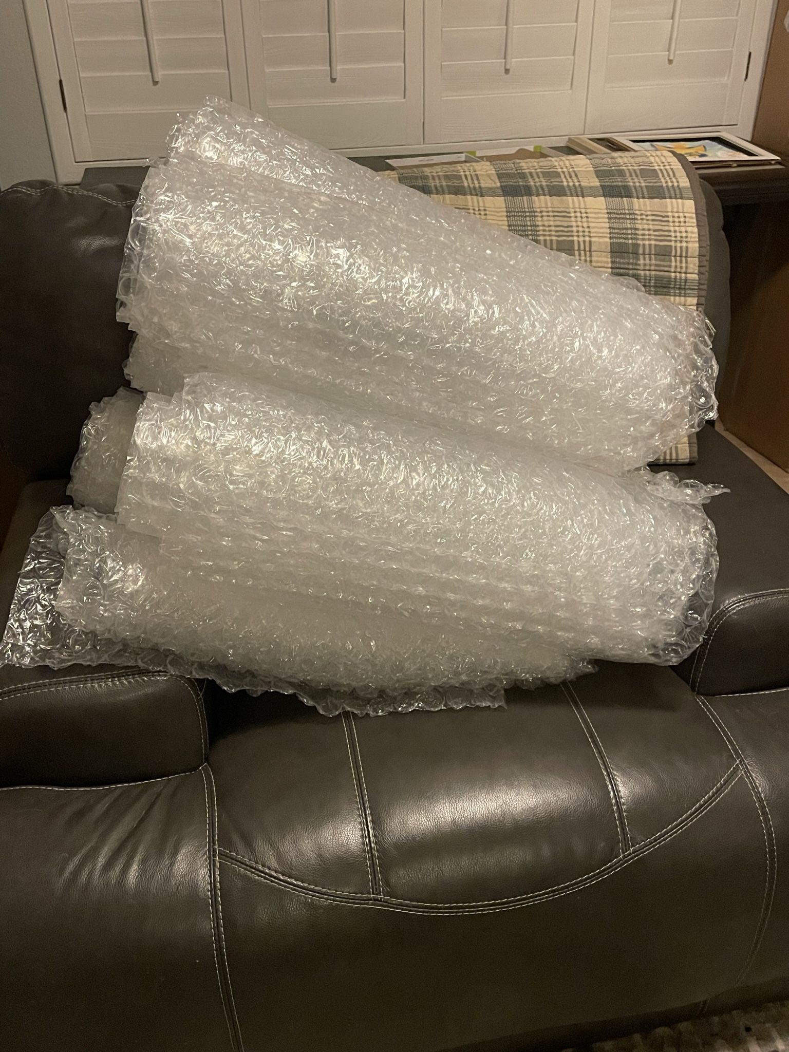 Free Bubble Wrap for Sale in Mesa, AZ - OfferUp