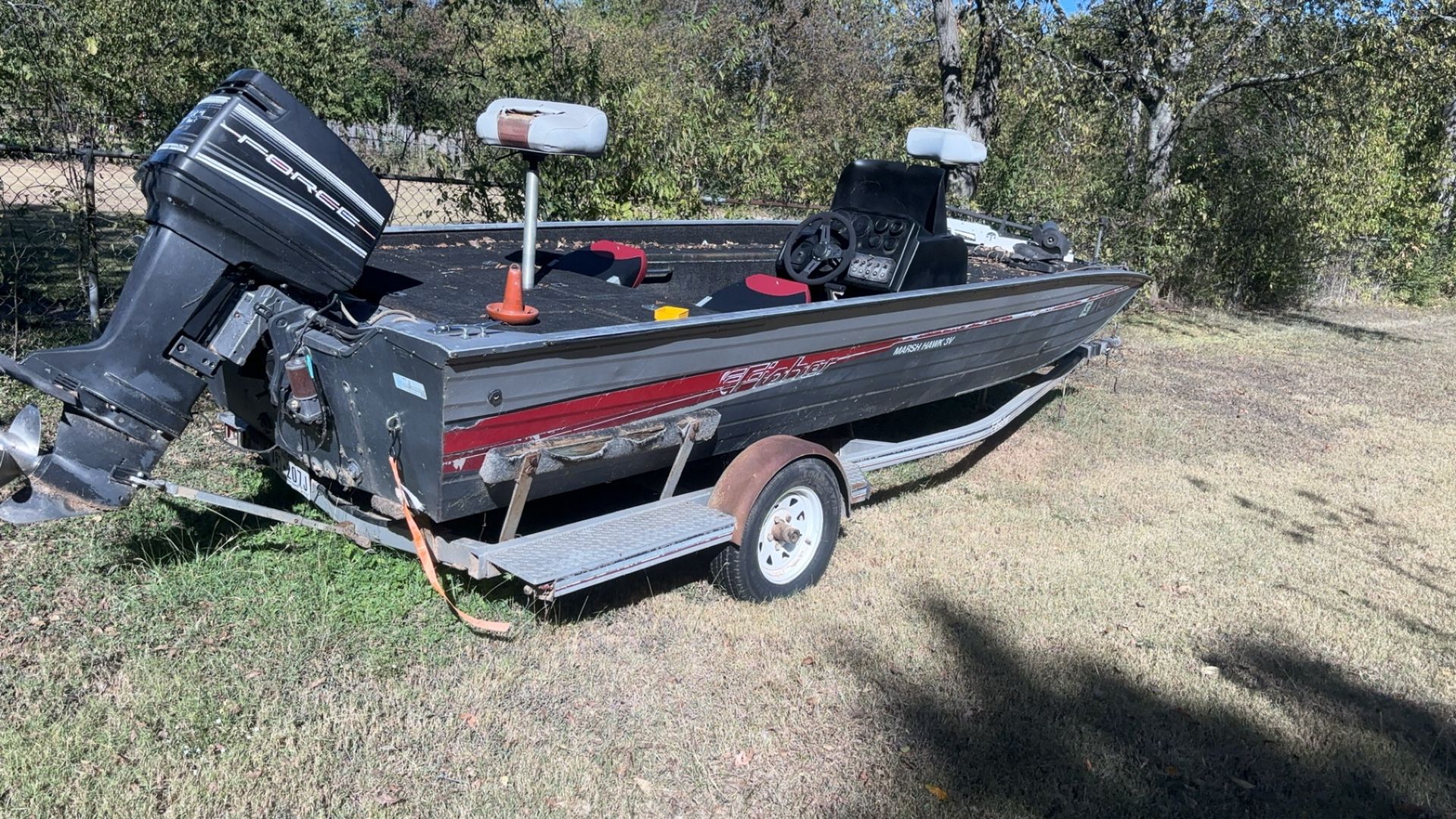 Fishing Boat Marsh Hawk 3 V for Sale in Dallas, TX - OfferUp