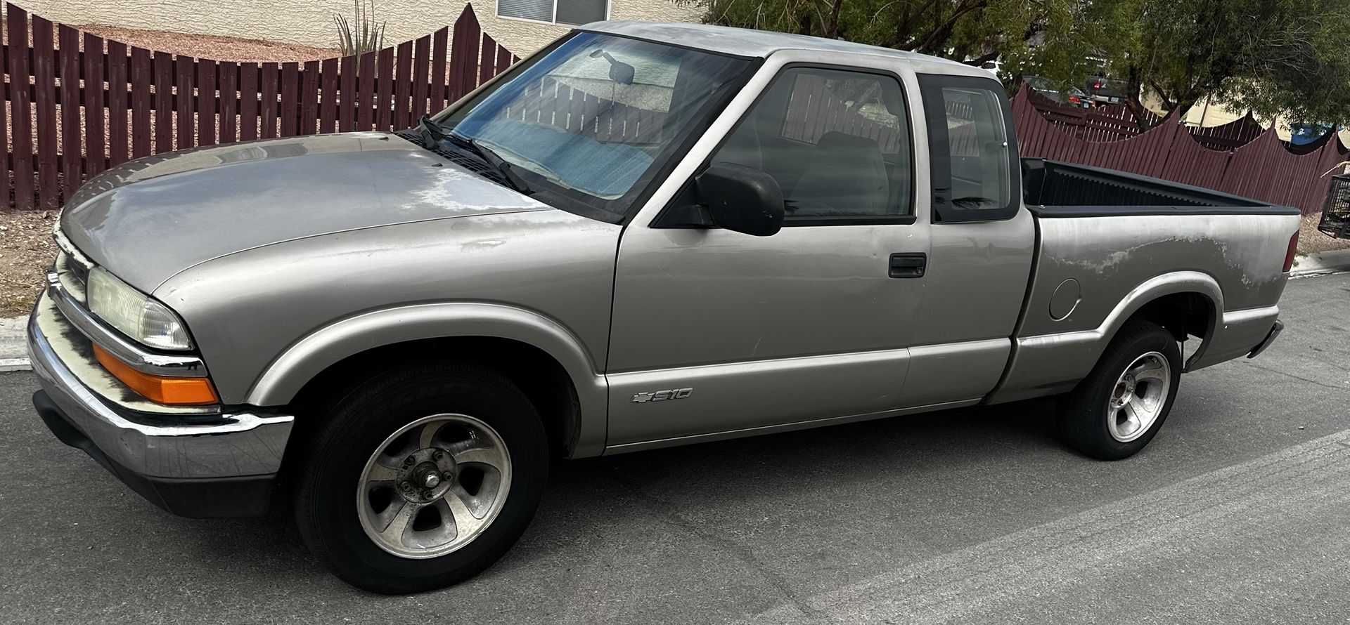 2002 Chevrolet S-10 for Sale in Las Vegas, NV - OfferUp