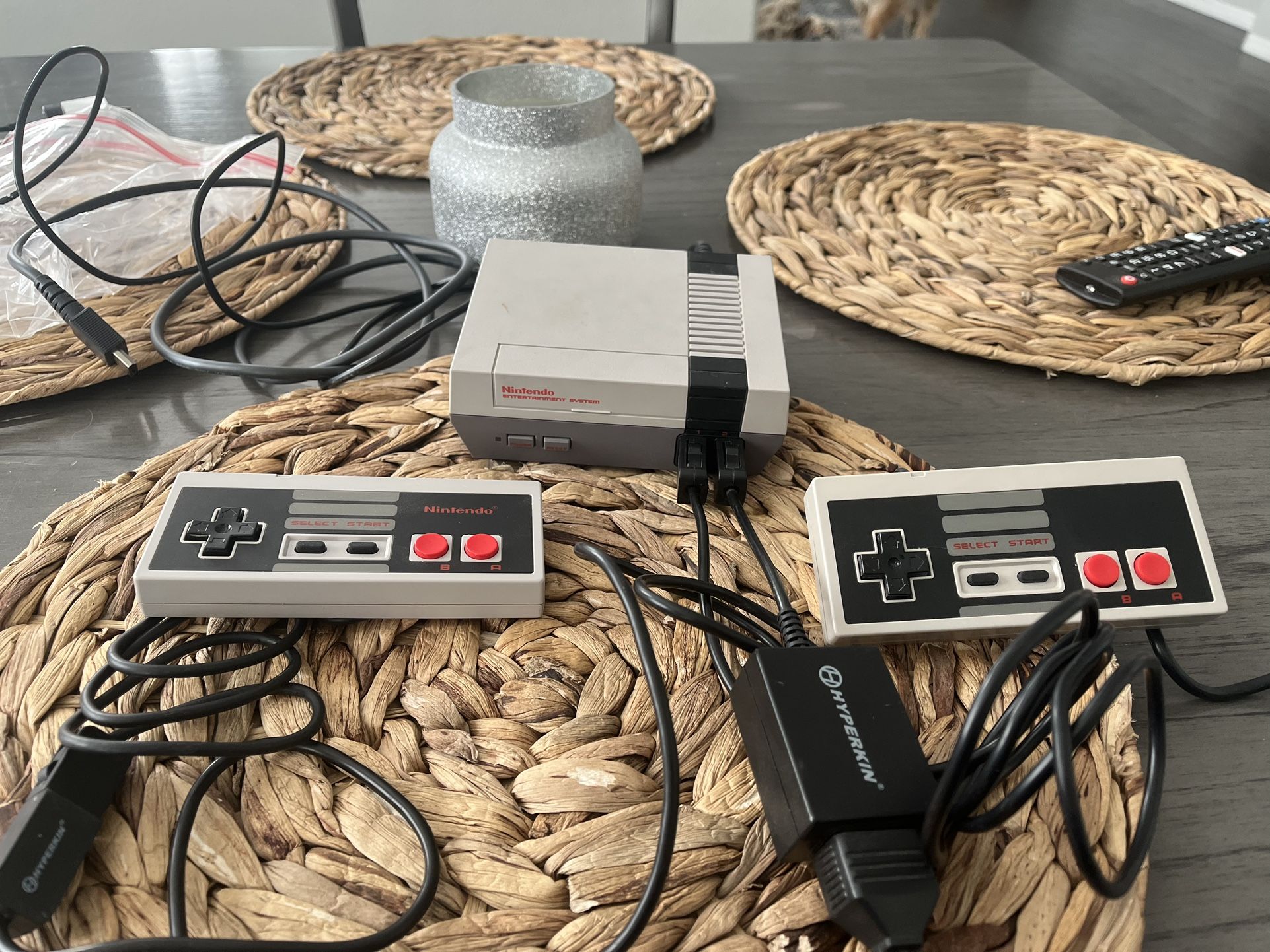 Nintendo Classic Edition Console with 2 Remotes for Sale in Corona, CA ...