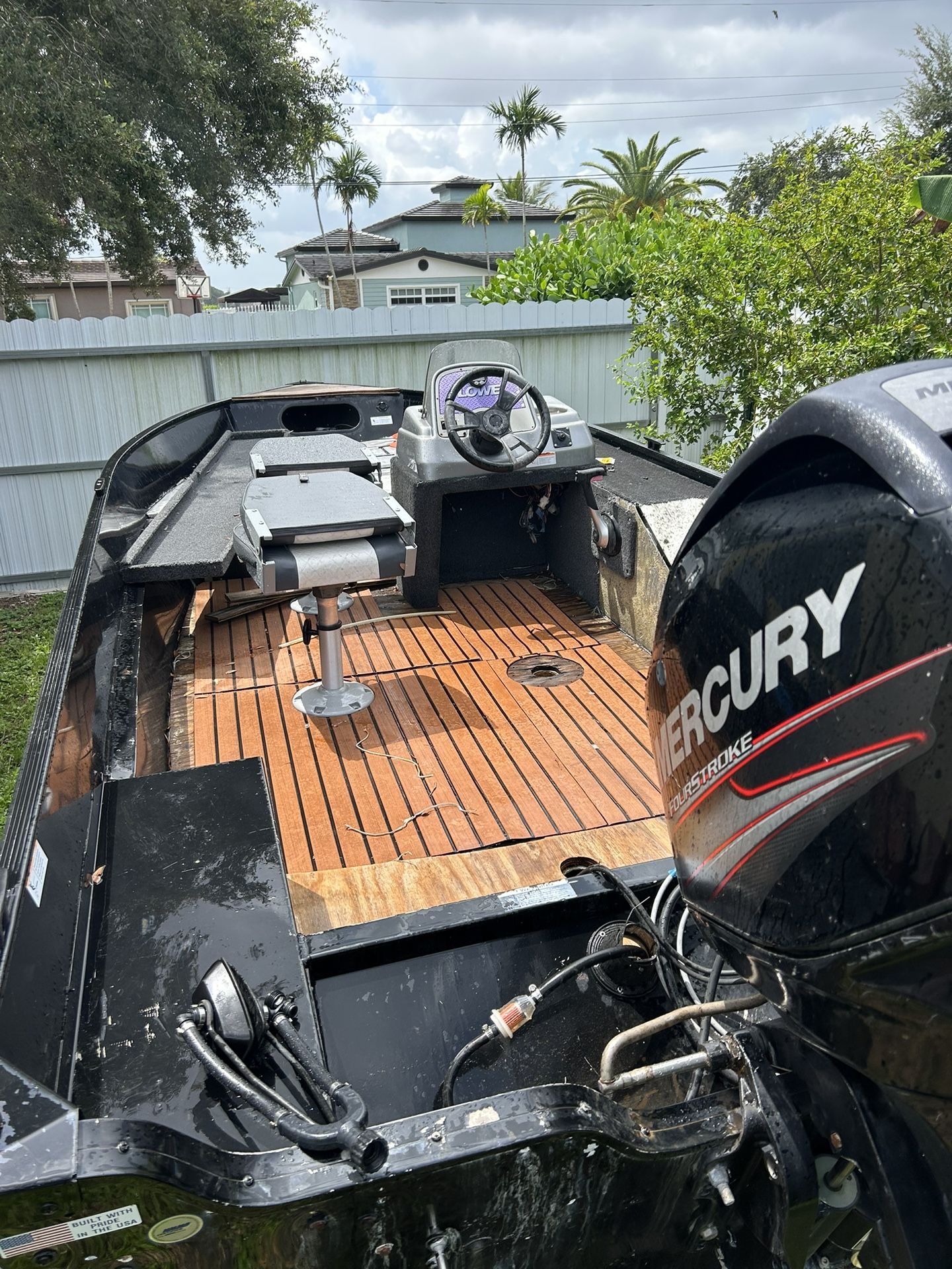 2013 Lowe 16 Ft V Bottom Aluminum Boat for Sale in Hialeah, FL - OfferUp
