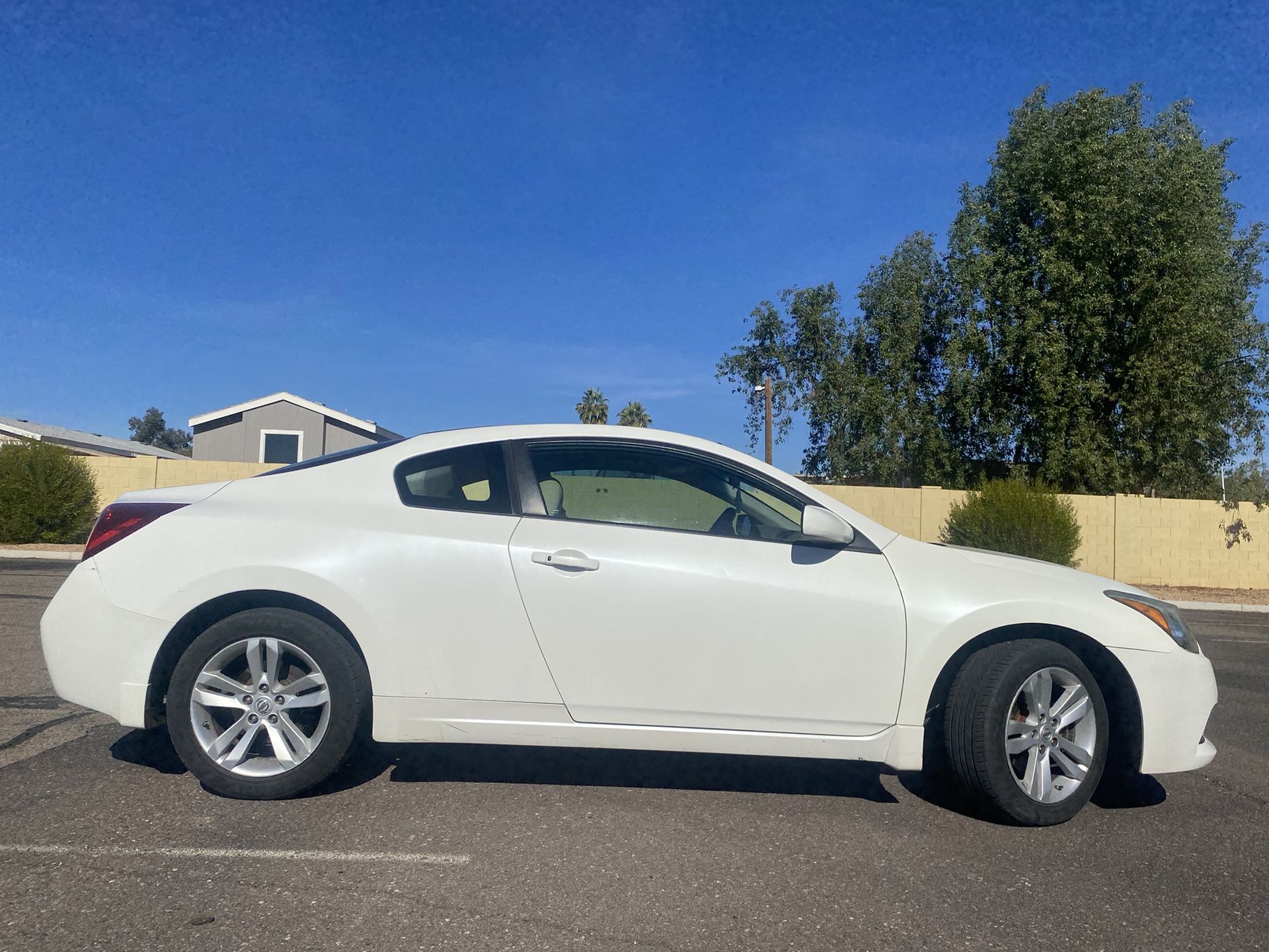 2012 Nissan Altima for Sale in Mesa, AZ - OfferUp