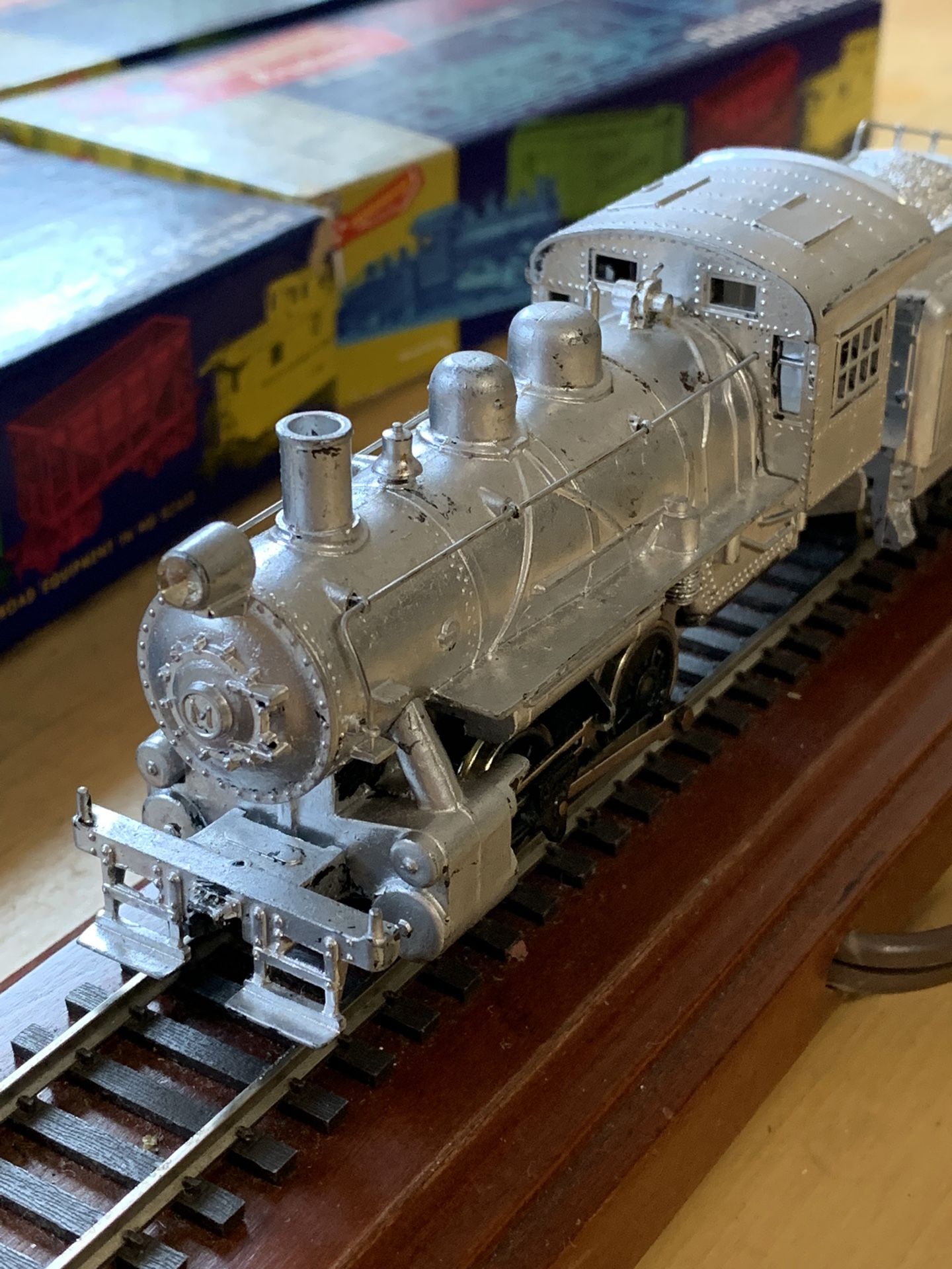 Tyco Train Set With 2x4 feet Custom Track Layout. for Sale in Anaheim ...
