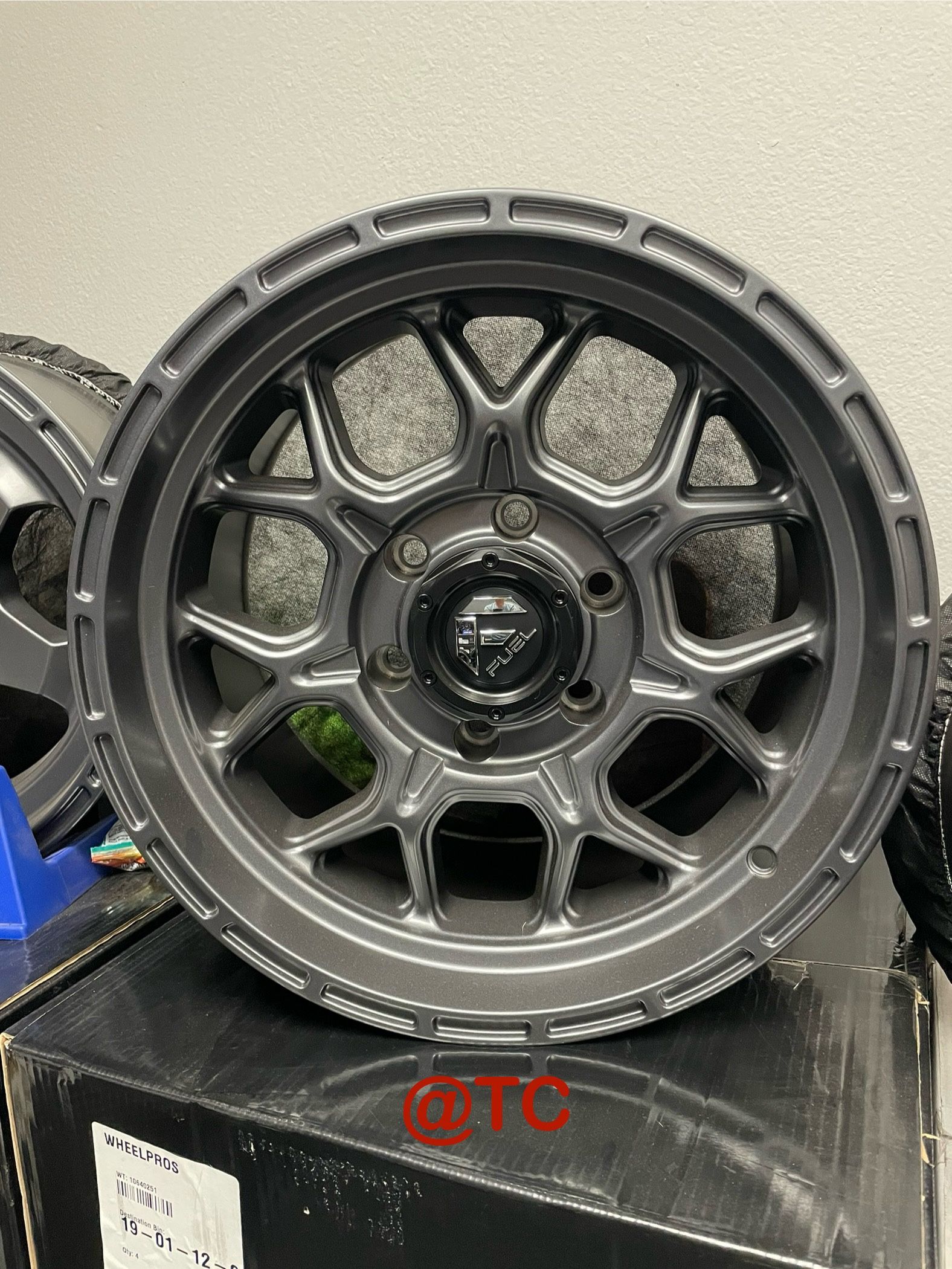 Fuel Tech Wheels Gunmetal 17” For Toyota Lexus And More for Sale in ...