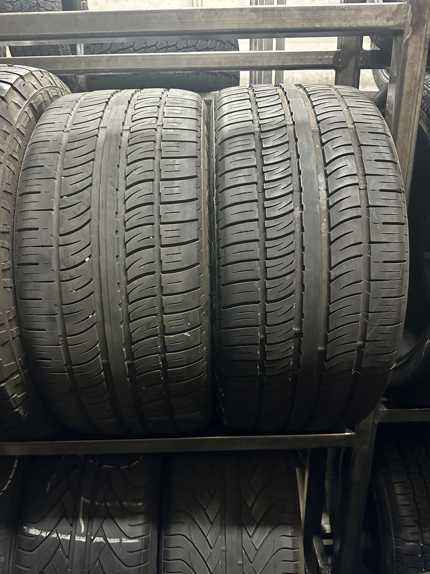 TIRE 285 35 22 PIRELLI for Sale in San Bernardino, CA - OfferUp