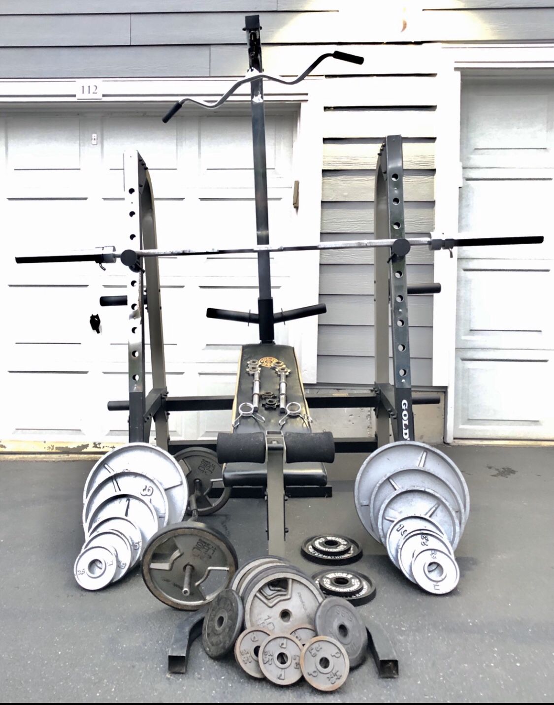 Full Gym - Olympic Weight Set (326 pounds) Standard Weights (100 ...