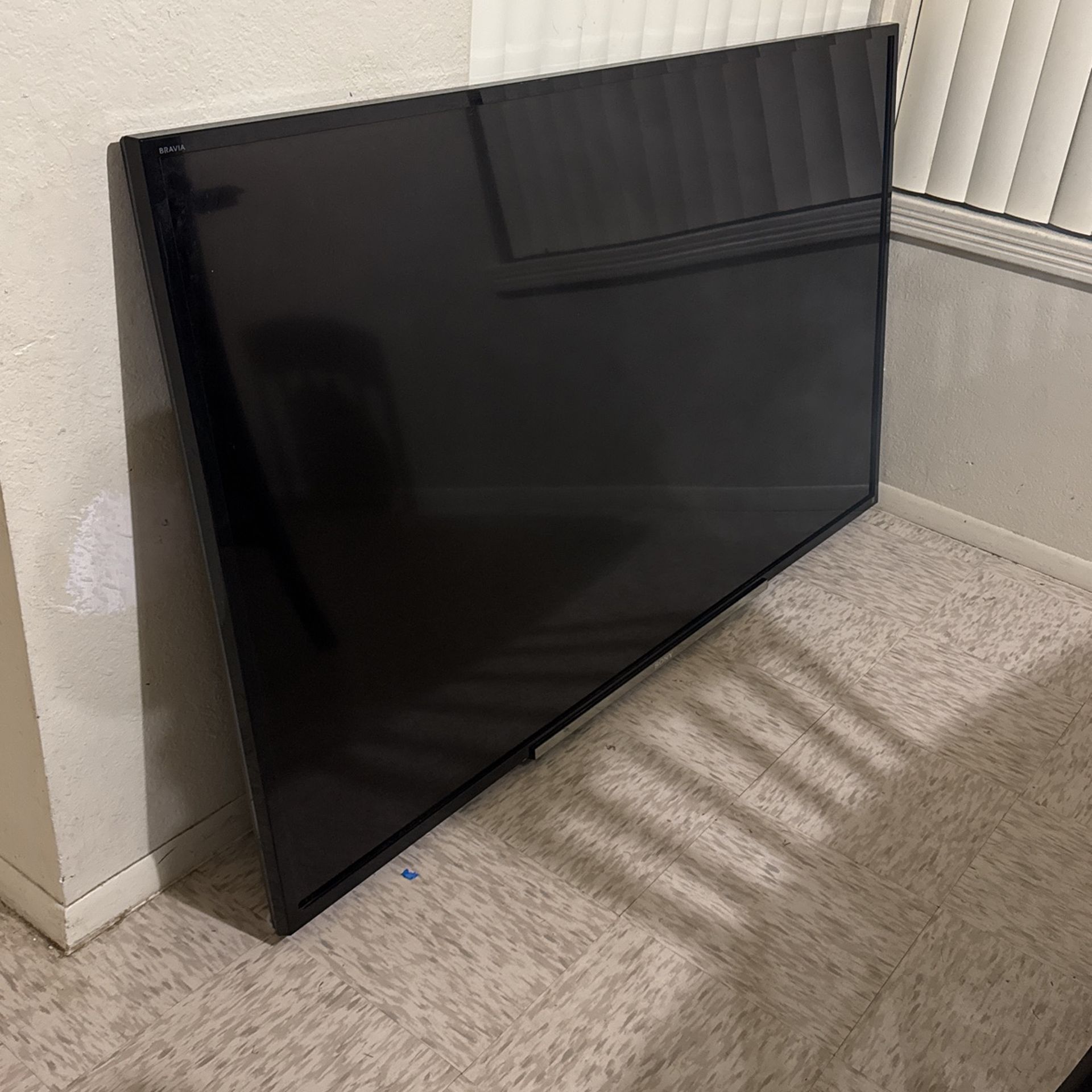 70 Inch Sony TV for Sale in Henderson, NV - OfferUp