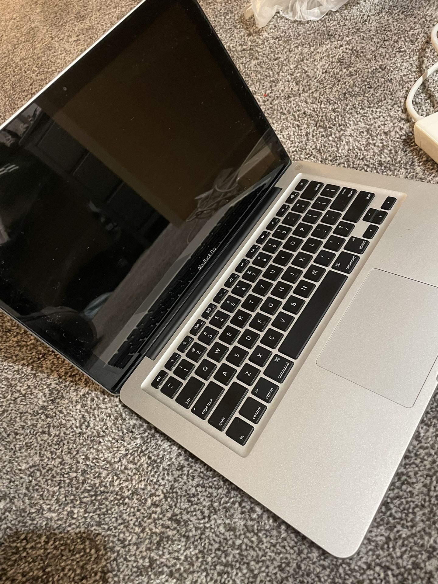 Apple MacBook Pro 2010 With Charger for Sale in Buena Park, CA - OfferUp