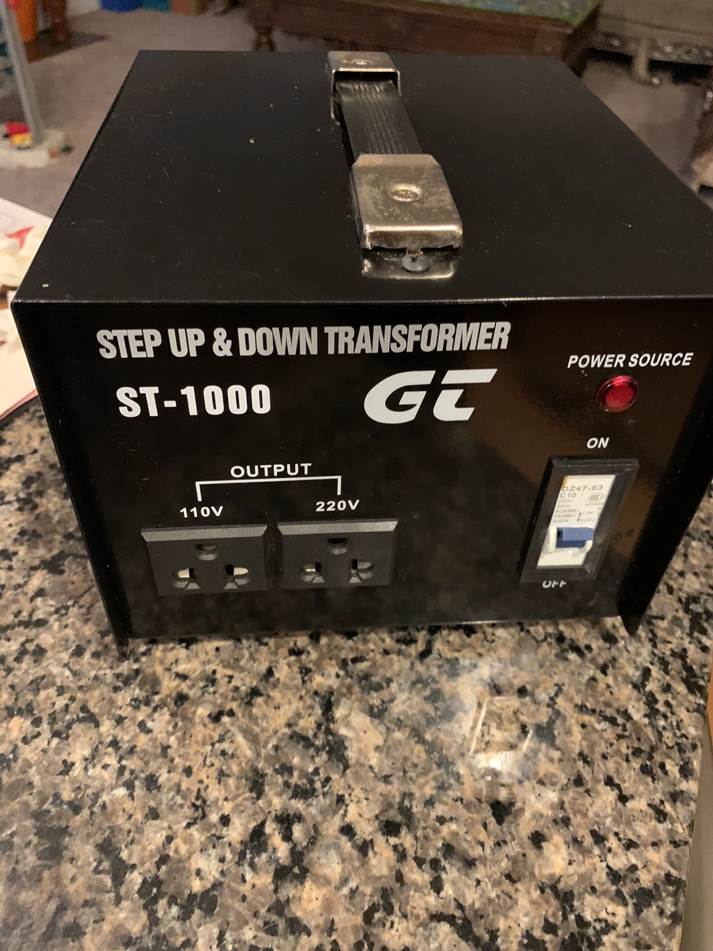 Step Up Step Down Transformer 1000 Watts for Sale in Kenmore, WA - OfferUp