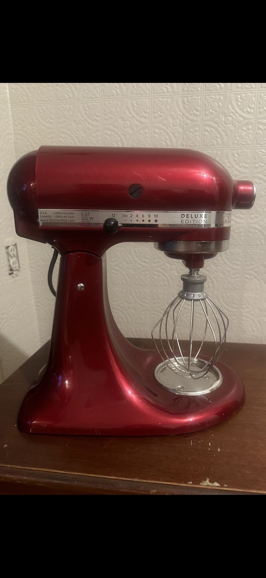 KitchenAid Deluxe Edition 5qt Stand Mixer for Sale in Humble, TX - OfferUp
