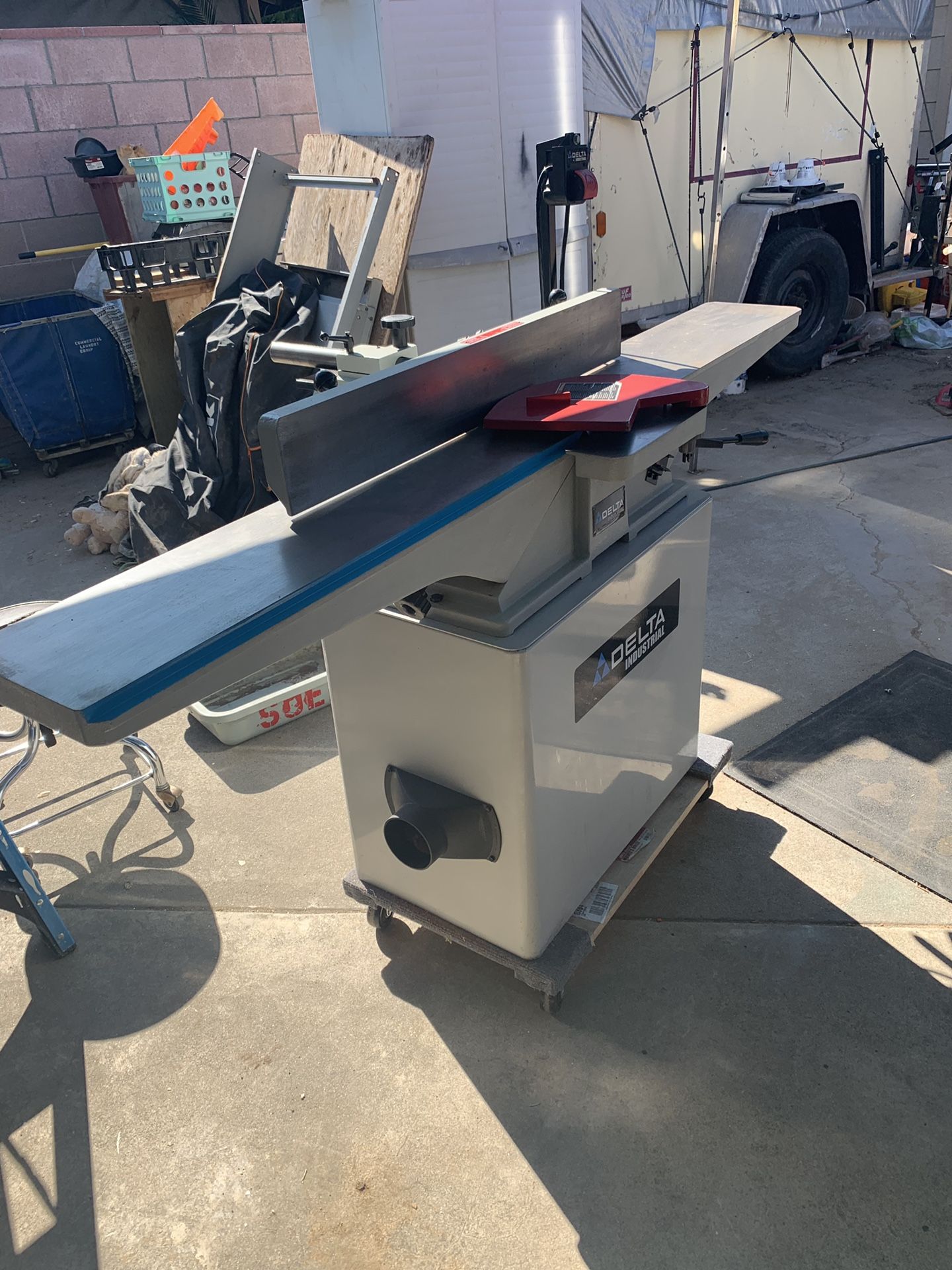 8 inch Jointer by Delta for Sale in Fontana, CA - OfferUp