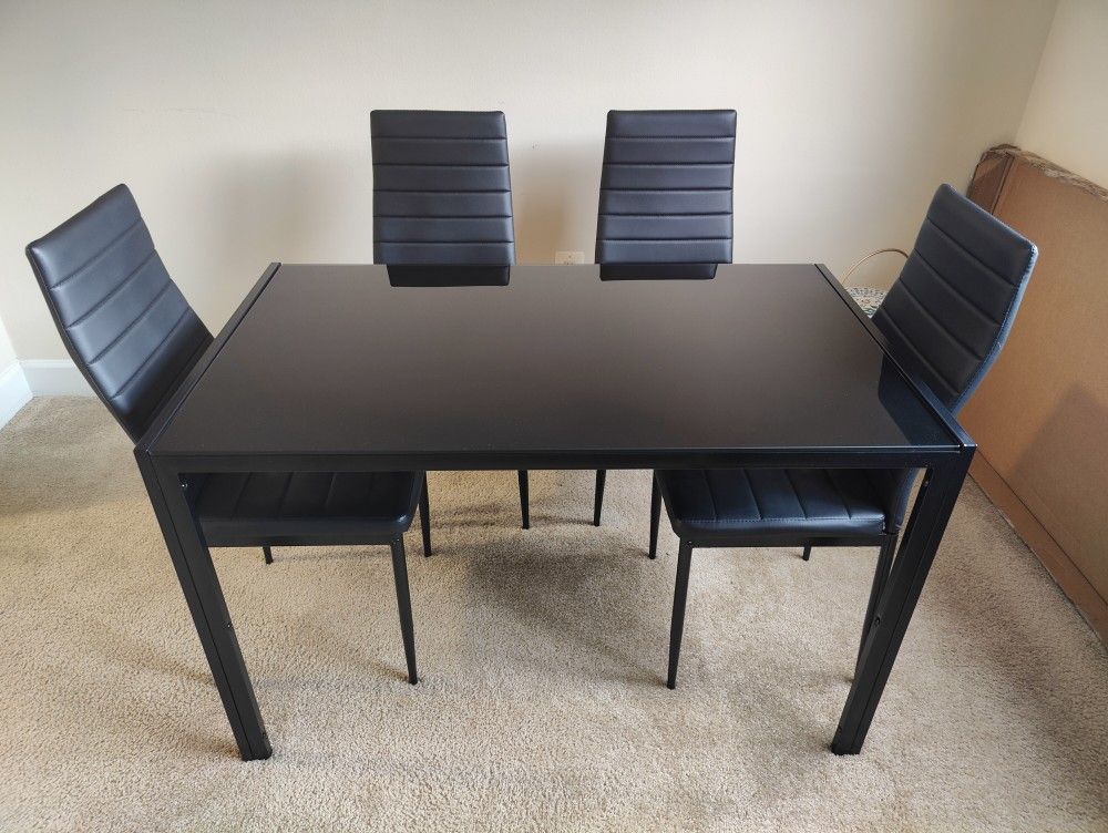 FDW Dining Table Set With 4 Chairs (Used) for Sale in Bethesda, MD ...